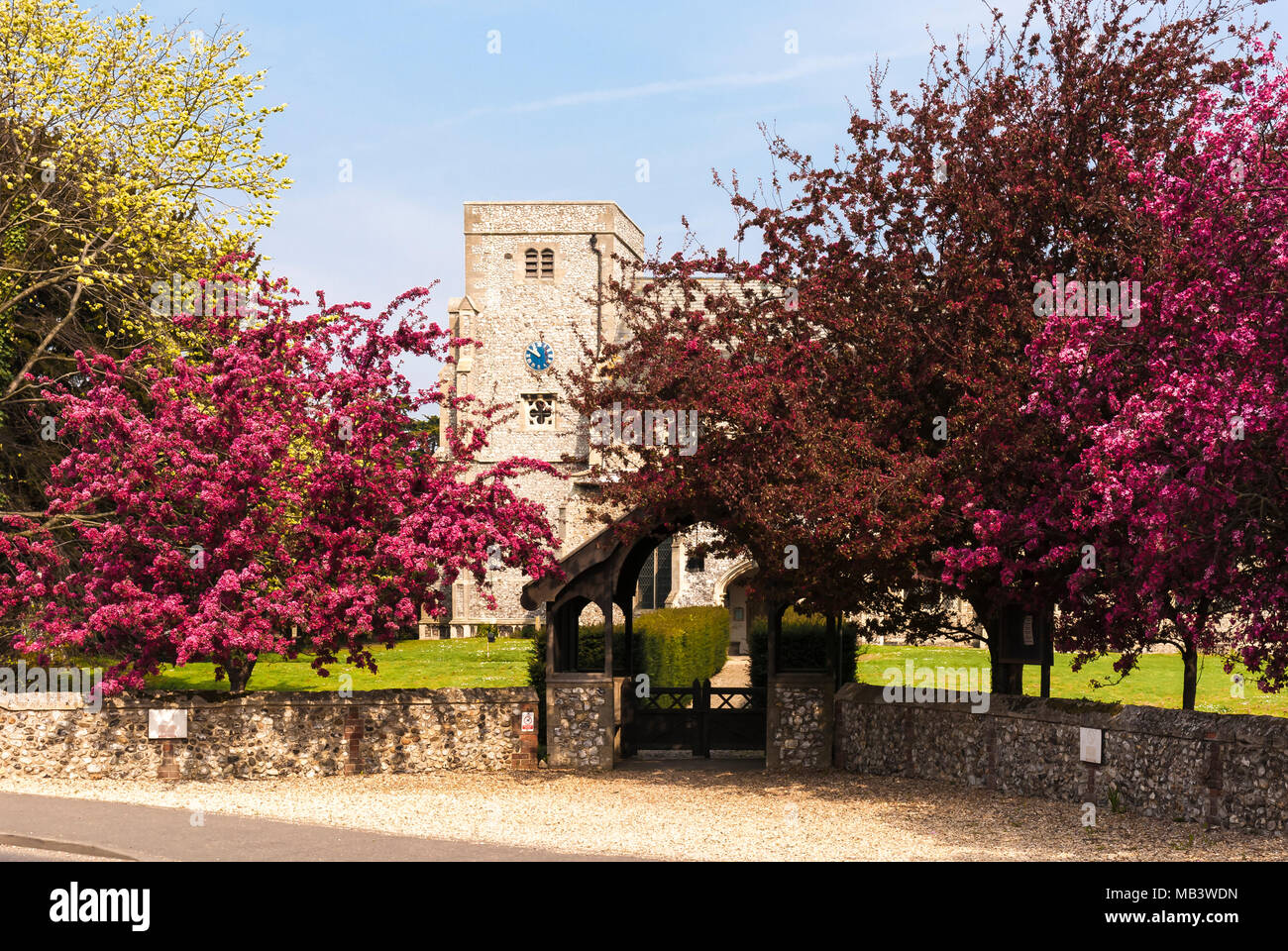 Lynch gate hi-res stock photography and images - Alamy