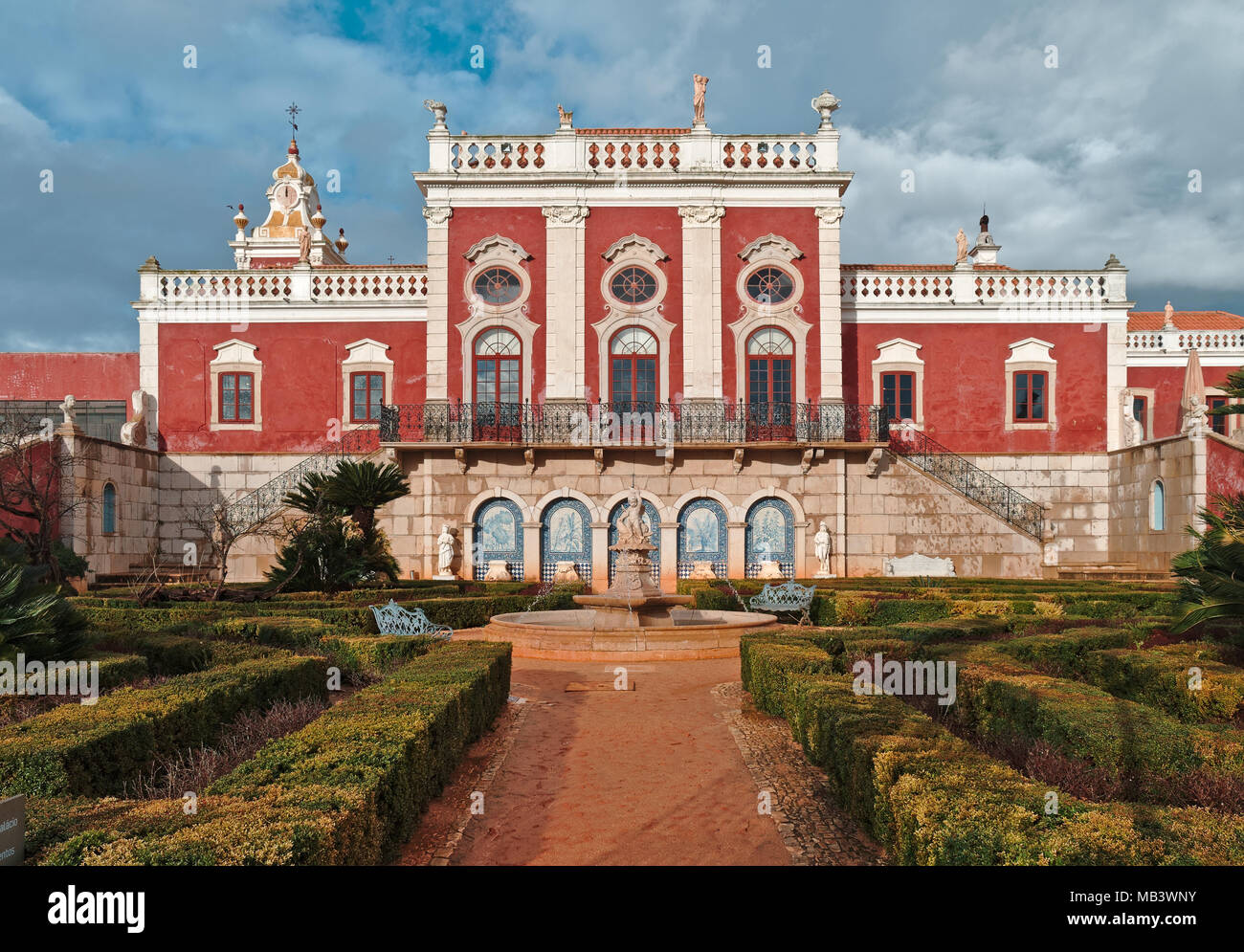 Estoi palace, the algarve, portugal hi-res stock photography and images ...