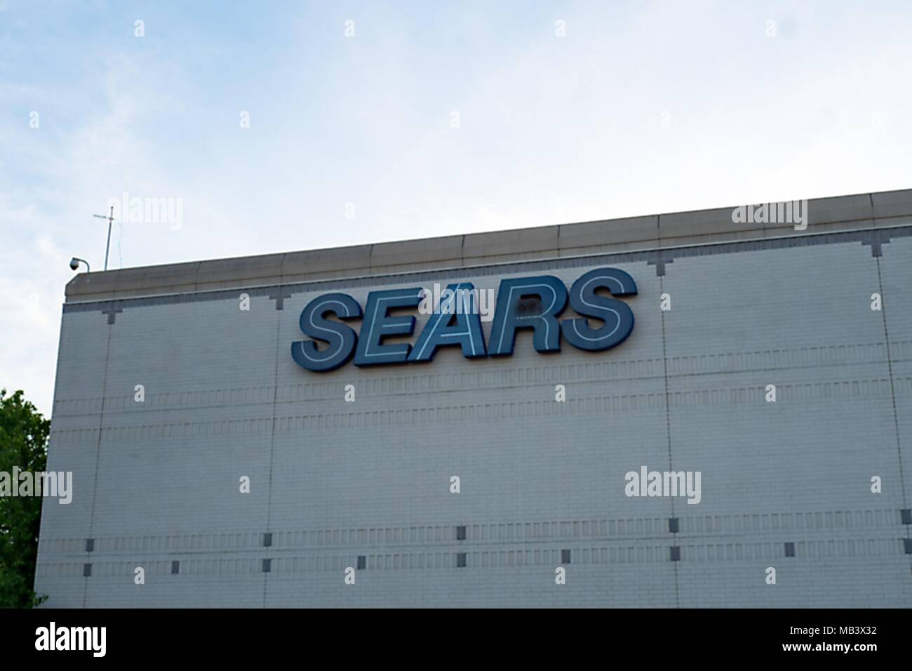 Facade with sign and logo at Sears department store in Pleasanton ...