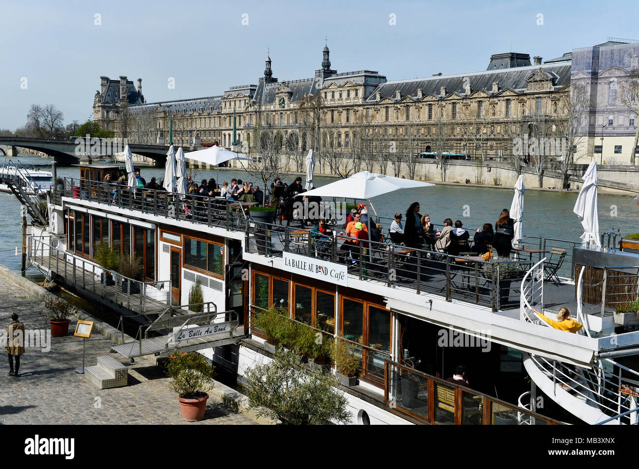 Floating restaurant hi-res stock photography and images - Alamy