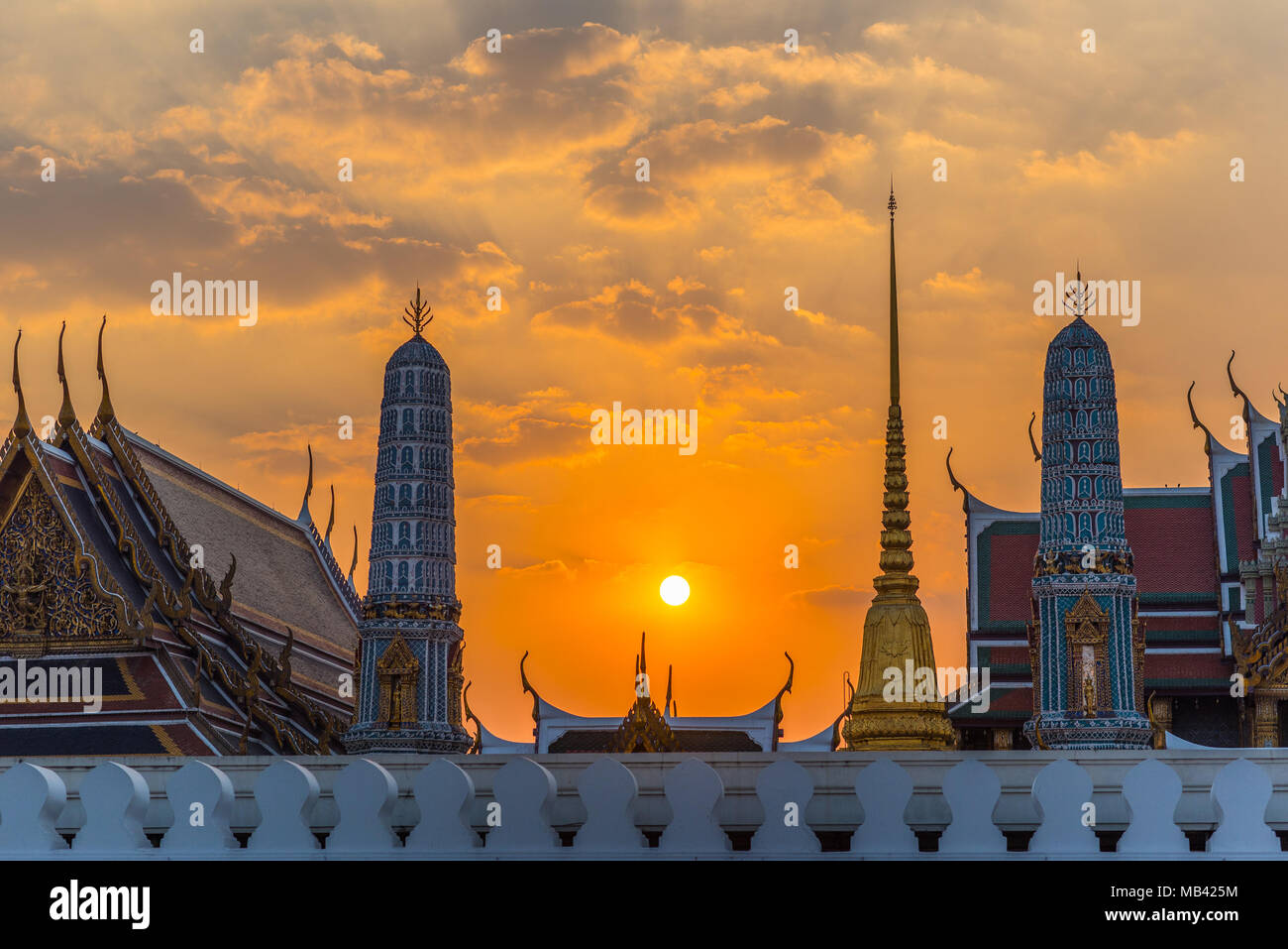 Sunset in Bangkok, Thailand - setting sun and dramatic orange skies ...