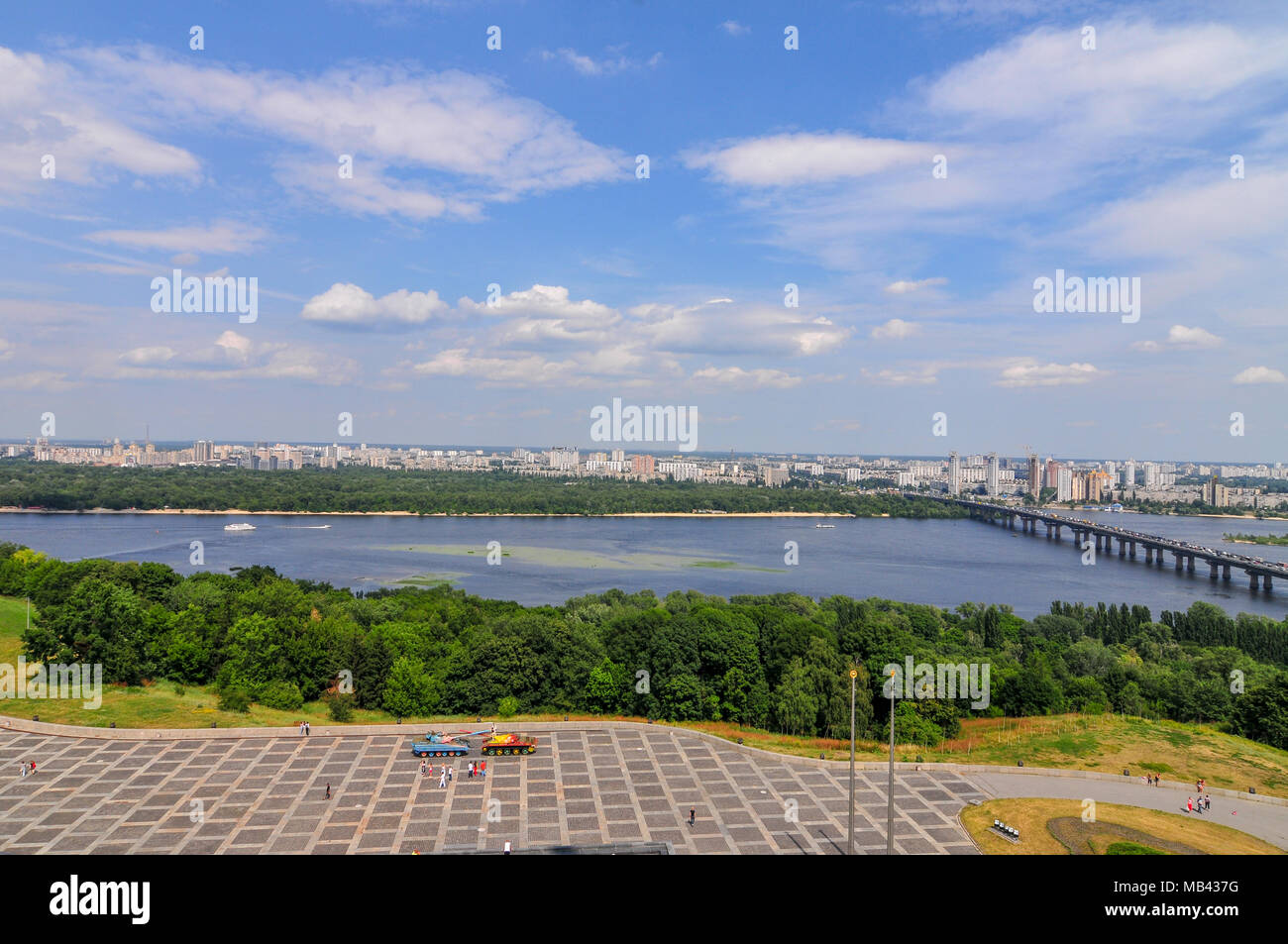 Scenic panoramic view of Kiev, Ukraine on a sunny day Stock Photo - Alamy