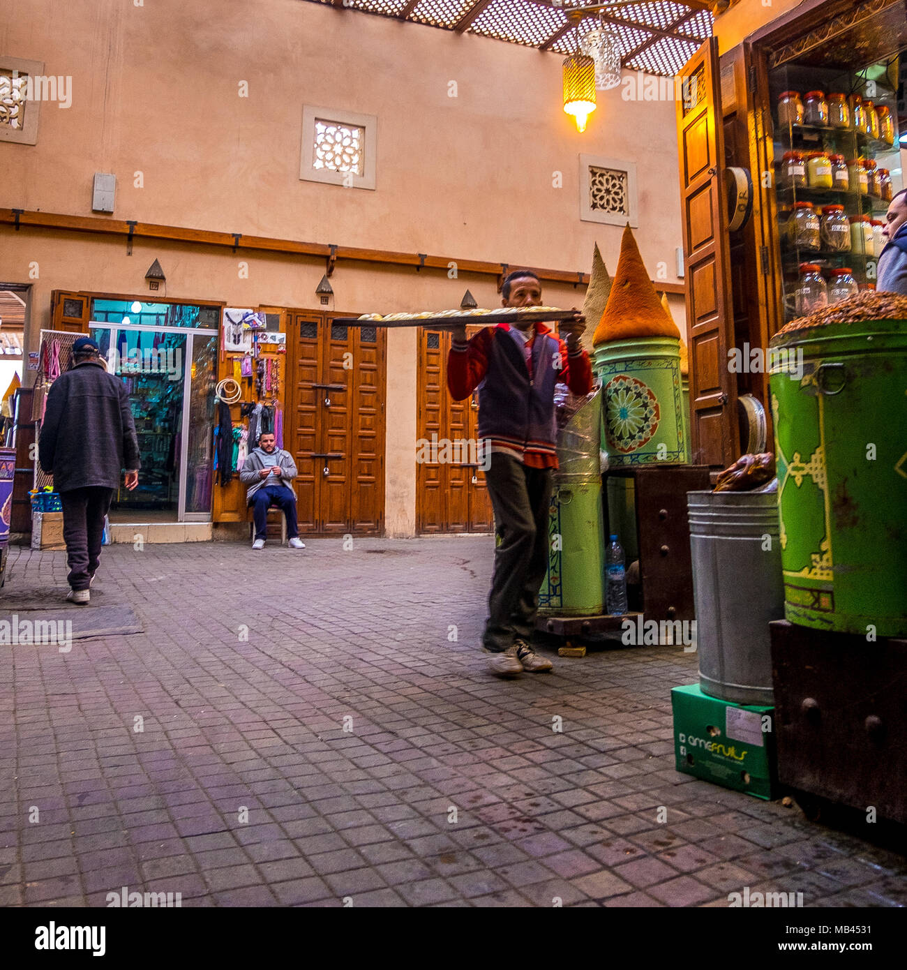 Man tray goods in hi-res stock photography and images - Alamy