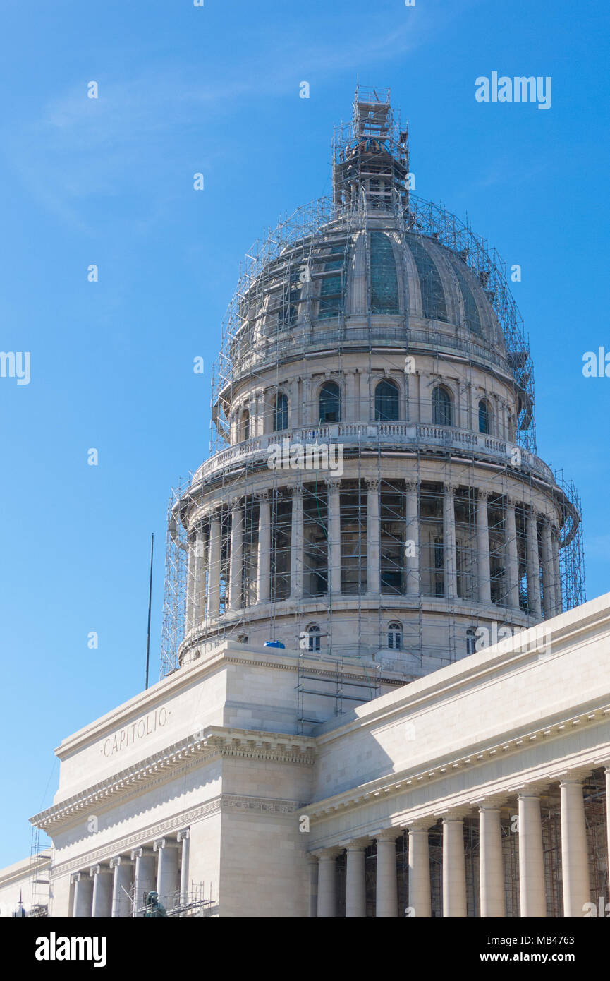 Downtown havana habana government building capital building hi-res ...