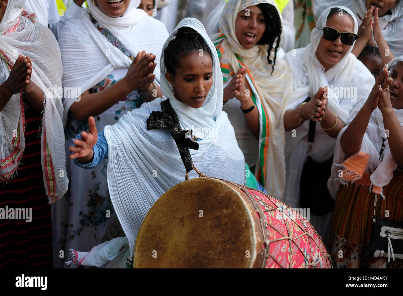 Holy weel hi-res stock photography and images - Alamy