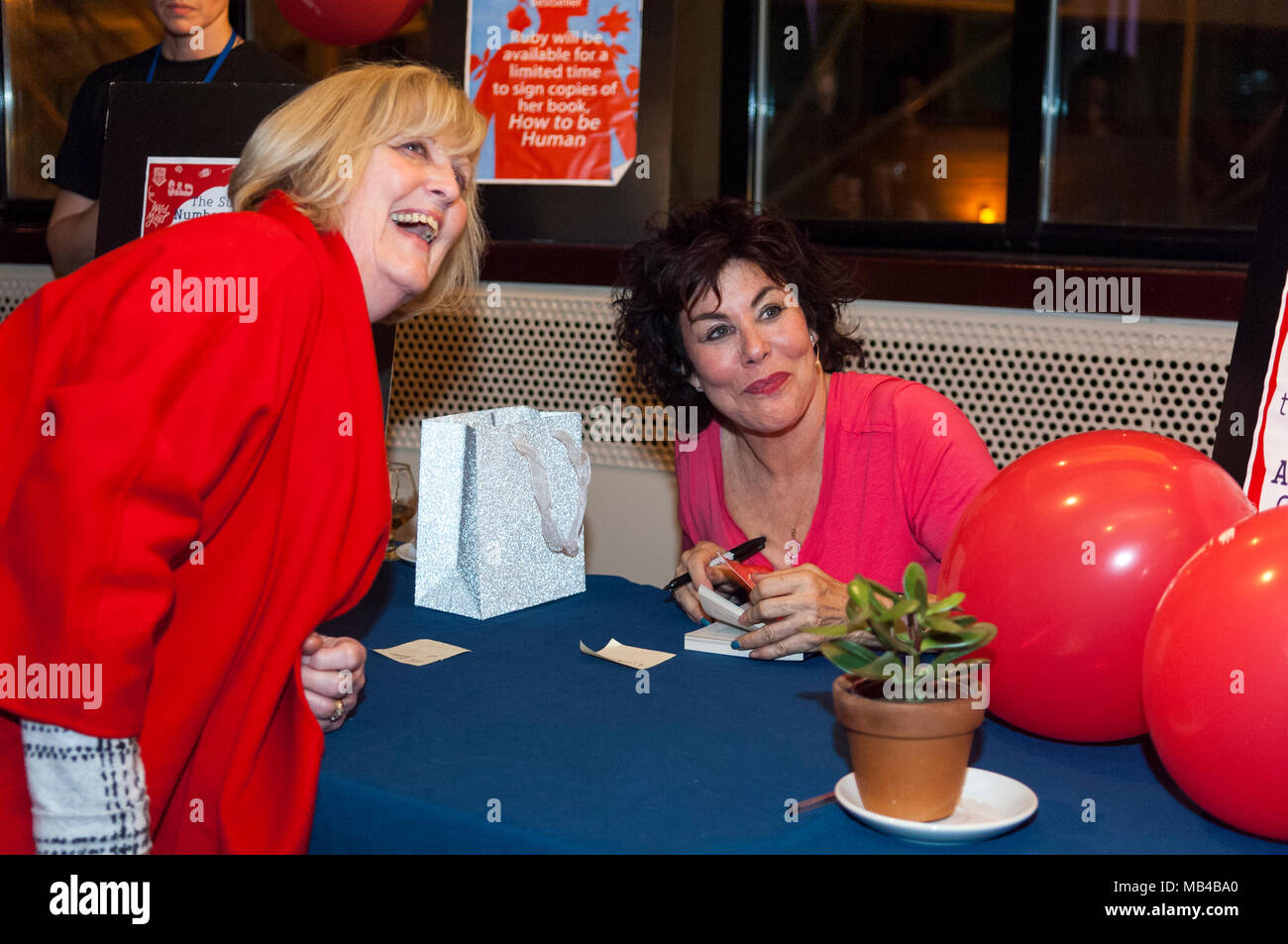 Ruby wax frazzled hi-res stock photography and images - Alamy