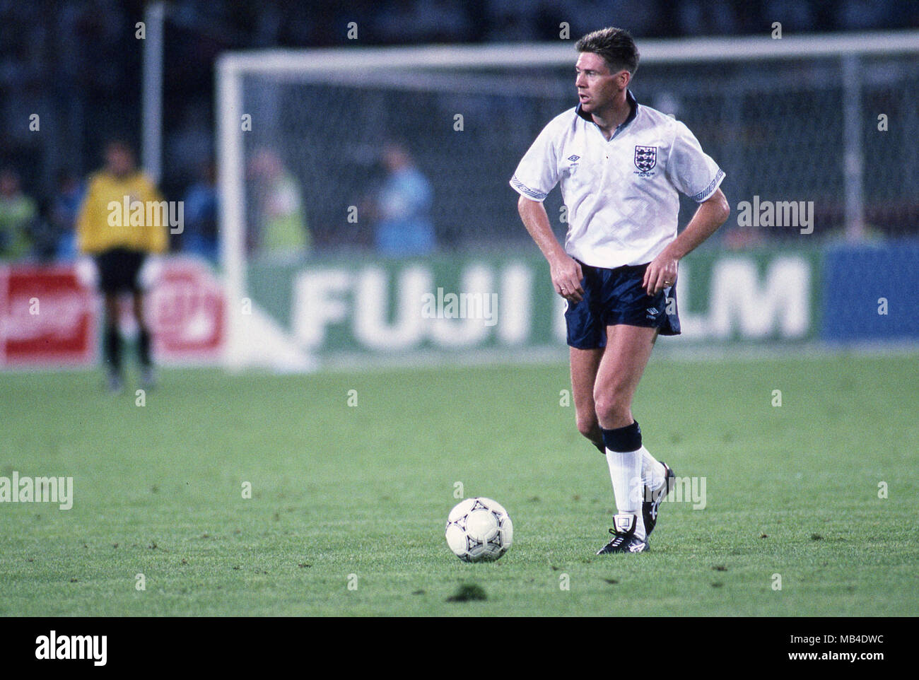 Waddle world cup 1990 hi-res stock photography and images - Alamy