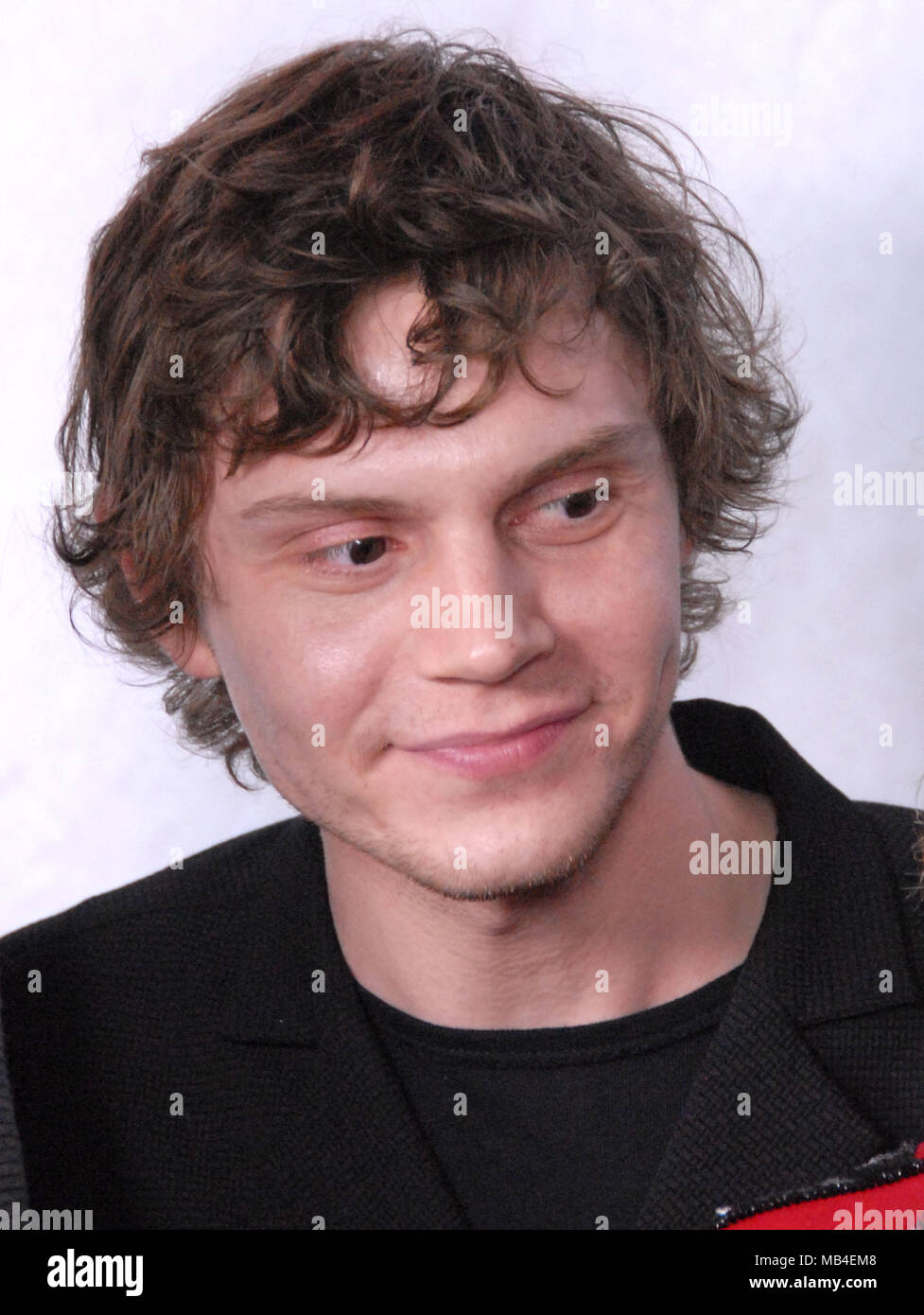 BEVERLY HILLS, CA - APRIL 06: Actor Evan Peters attends For Your ...