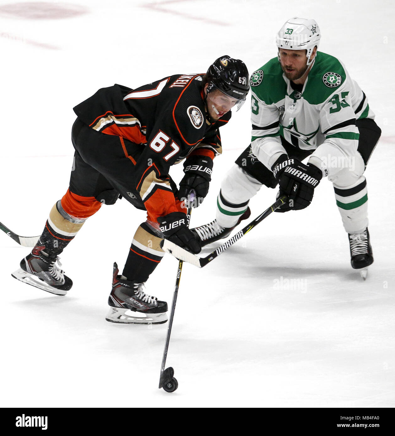 Los Angeles, California, USA. 6th Apr, 2018. Anaheim Ducks' forward ...