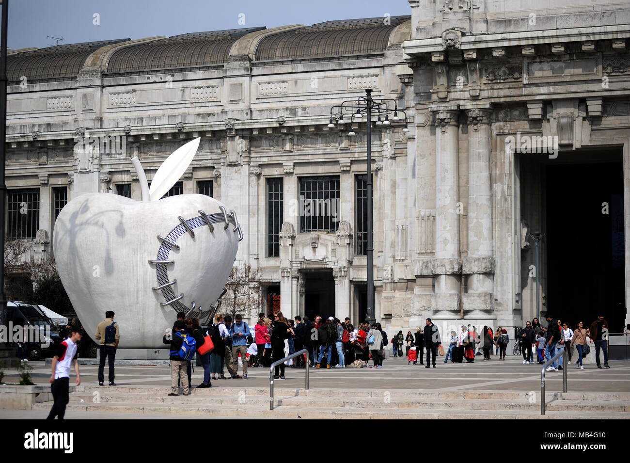 Milan, Italy. 7th April 2018. Milan, Apple installed in Central Station ...