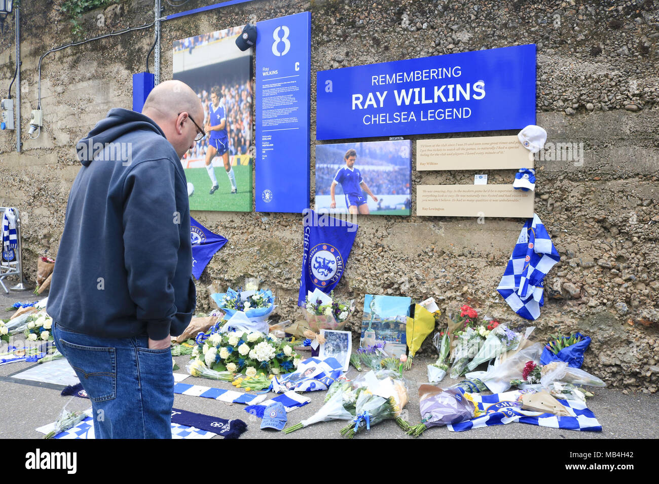 Chelsea player hi-res stock photography and images - Alamy