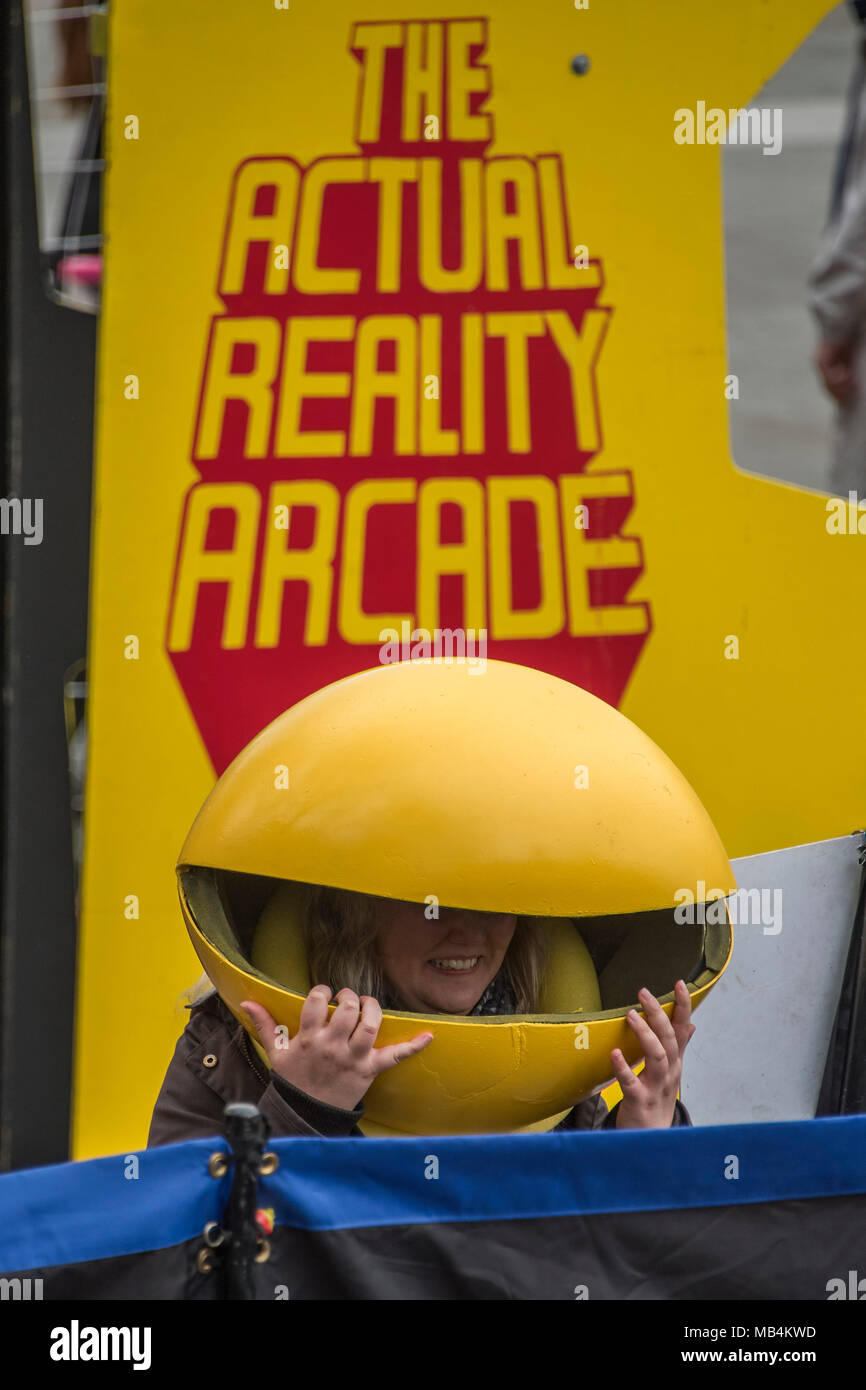 Actual people hi-res stock photography and images - Alamy