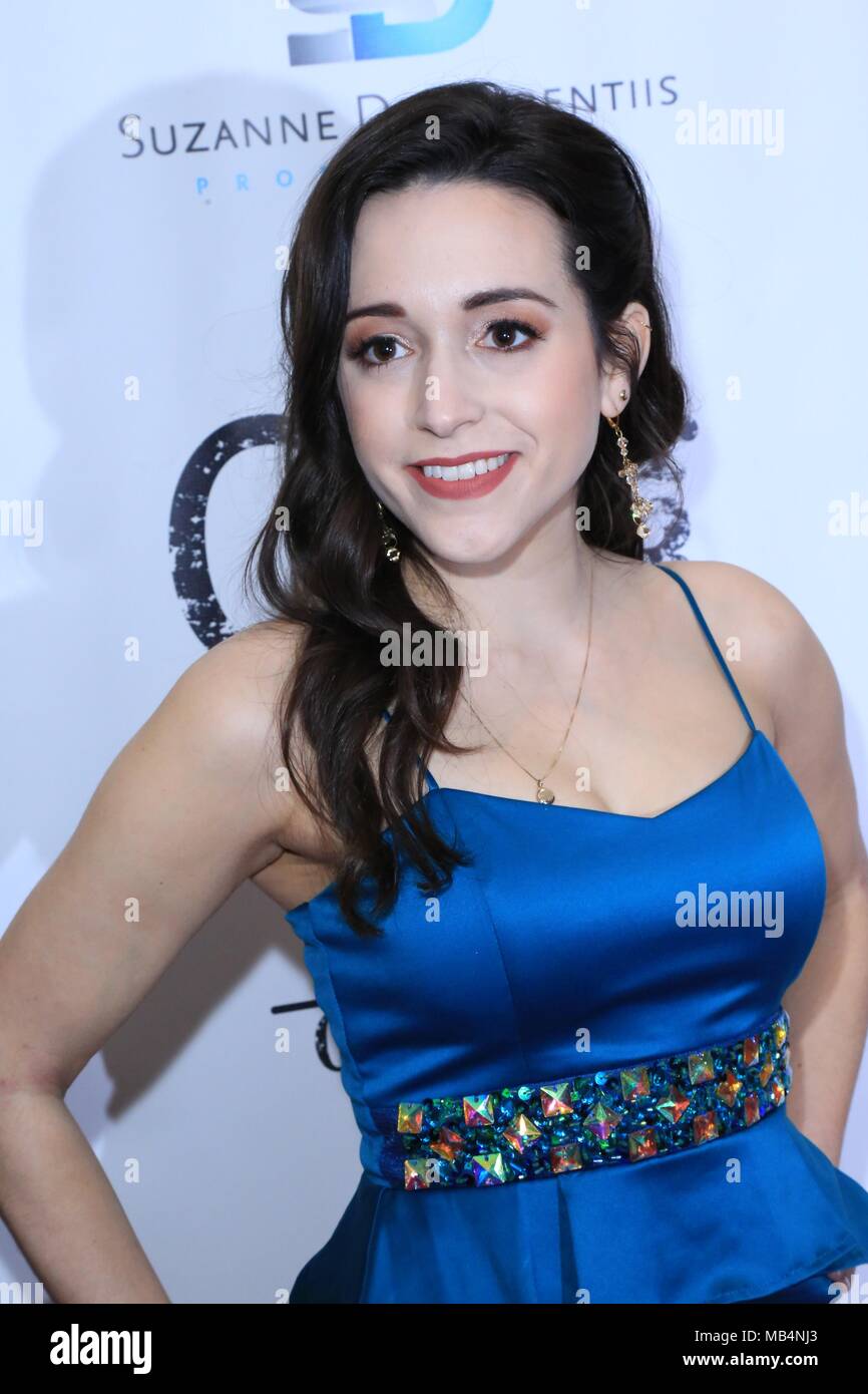 Suzanne kay hi-res stock photography and images - Alamy