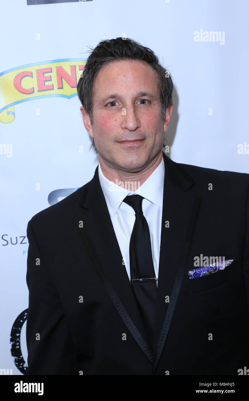 A Gala to Raise Awareness for Veterans Hosted by Hollywood Producer ...