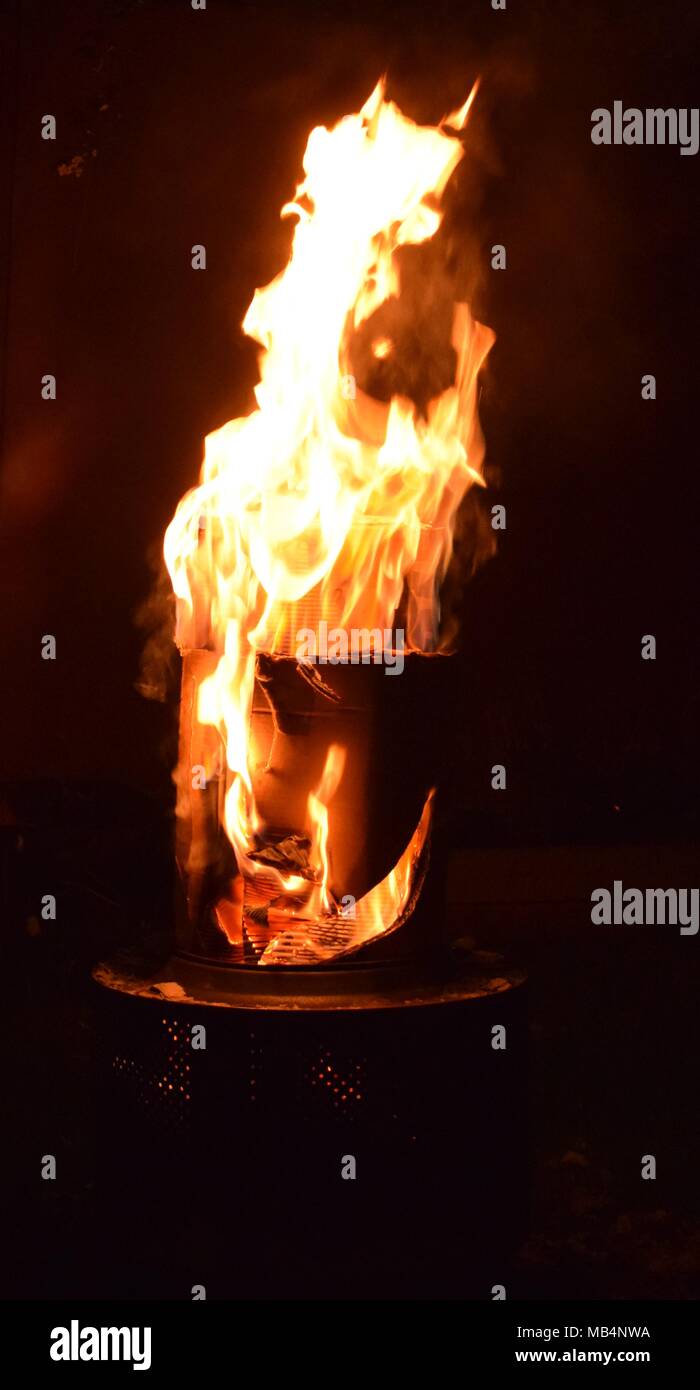 Washing machine chiminea hi-res stock photography and images - Alamy