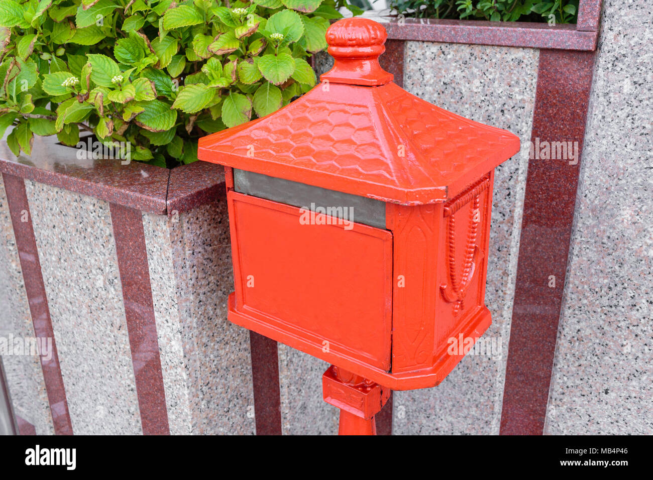 Full inbox hi-res stock photography and images - Alamy
