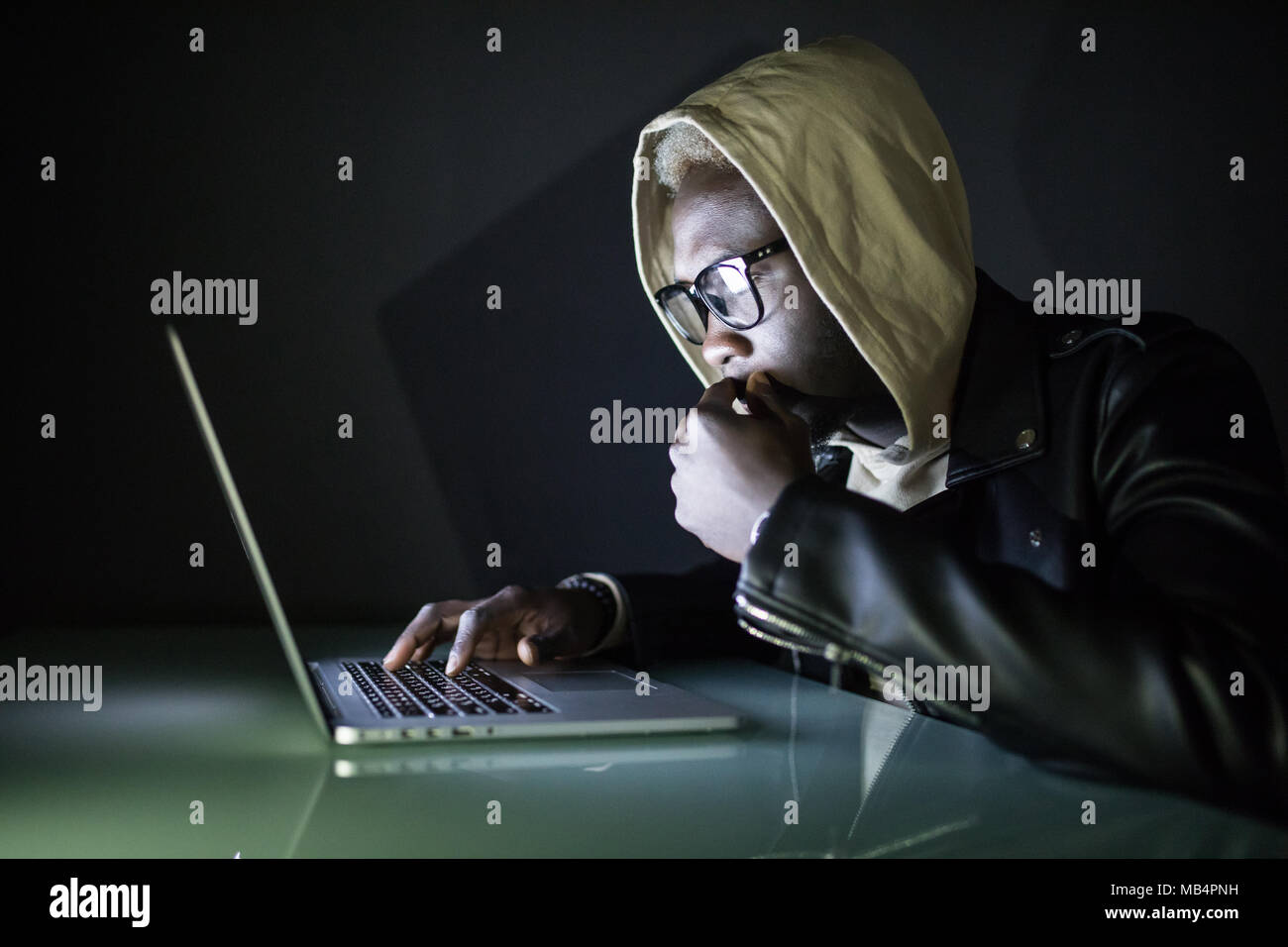 Unidentified man computer hi-res stock photography and images - Alamy