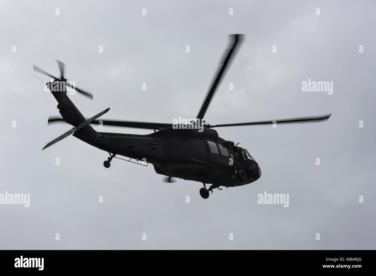 Soldiers with the South Carolina Army National Guard attend the ...