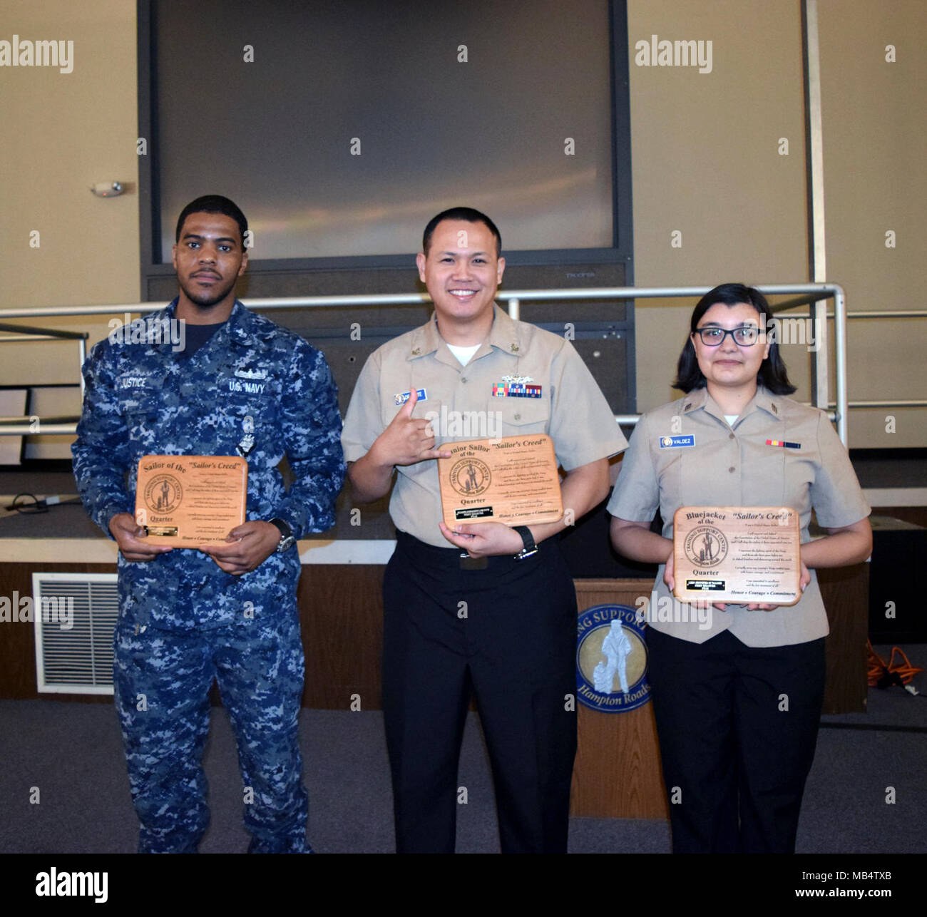 Jennifer valdez hi-res stock photography and images - Alamy