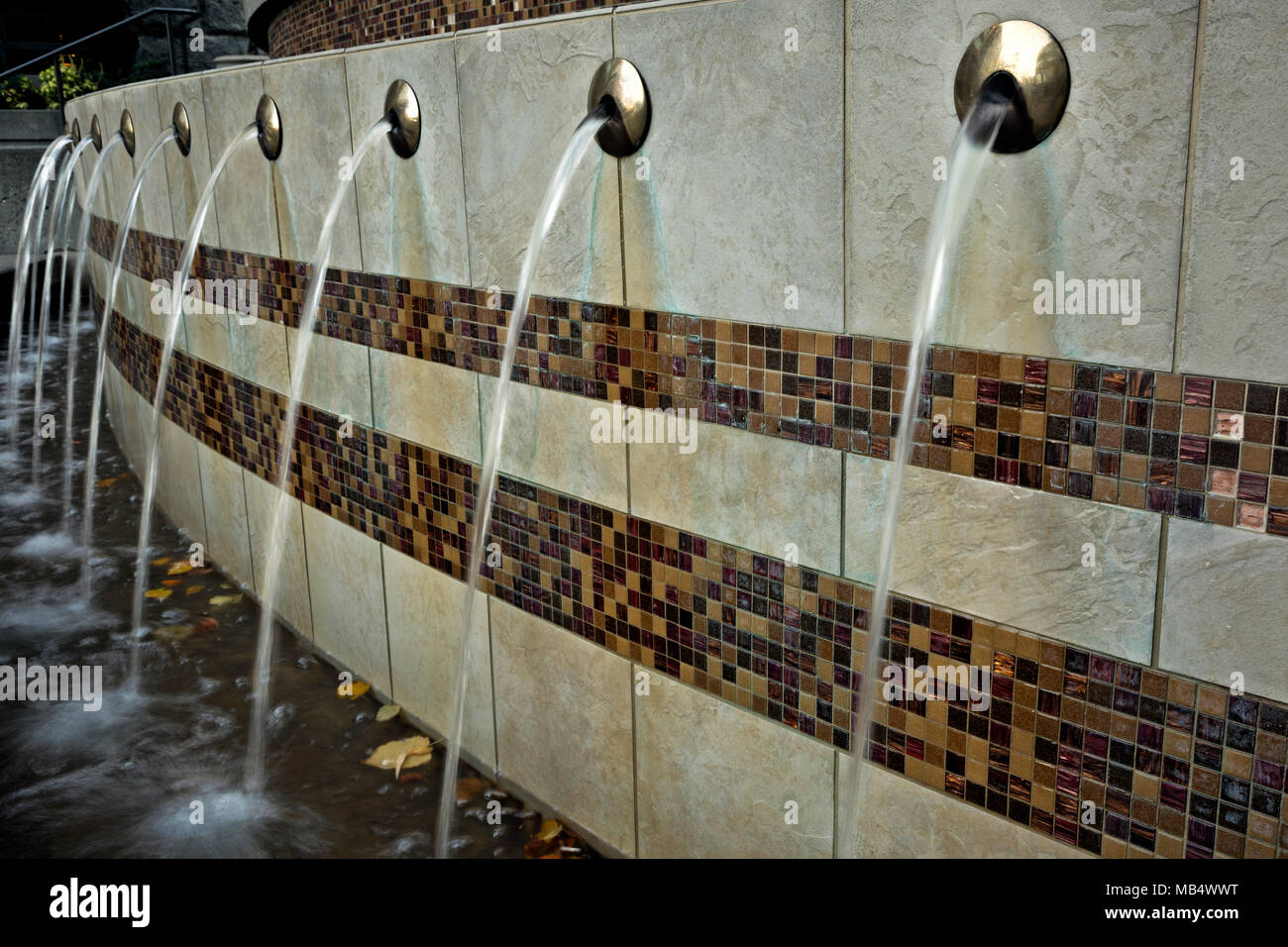 Water waterfall fountain water feature hi-res stock photography and ...