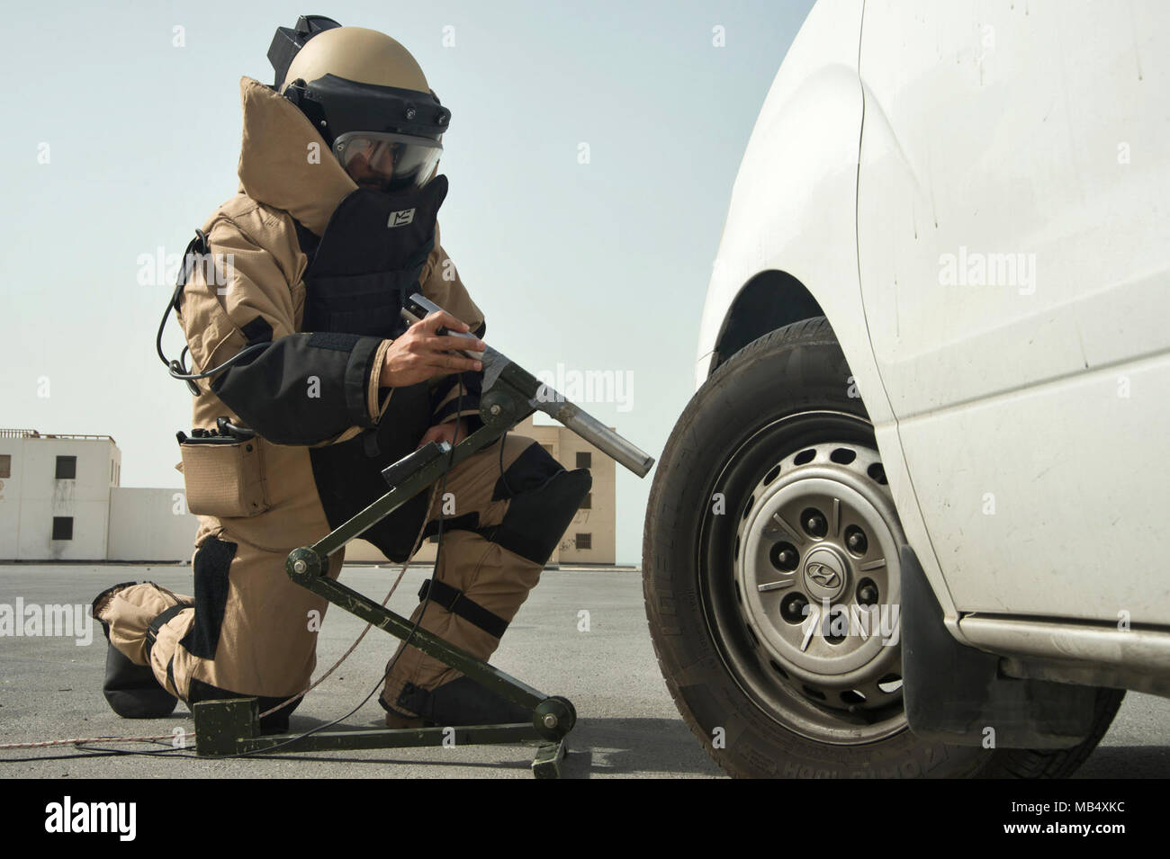 BAHRAIN (Feb 19, 2018) A Bahrain Defence Force (BDF) service member ...