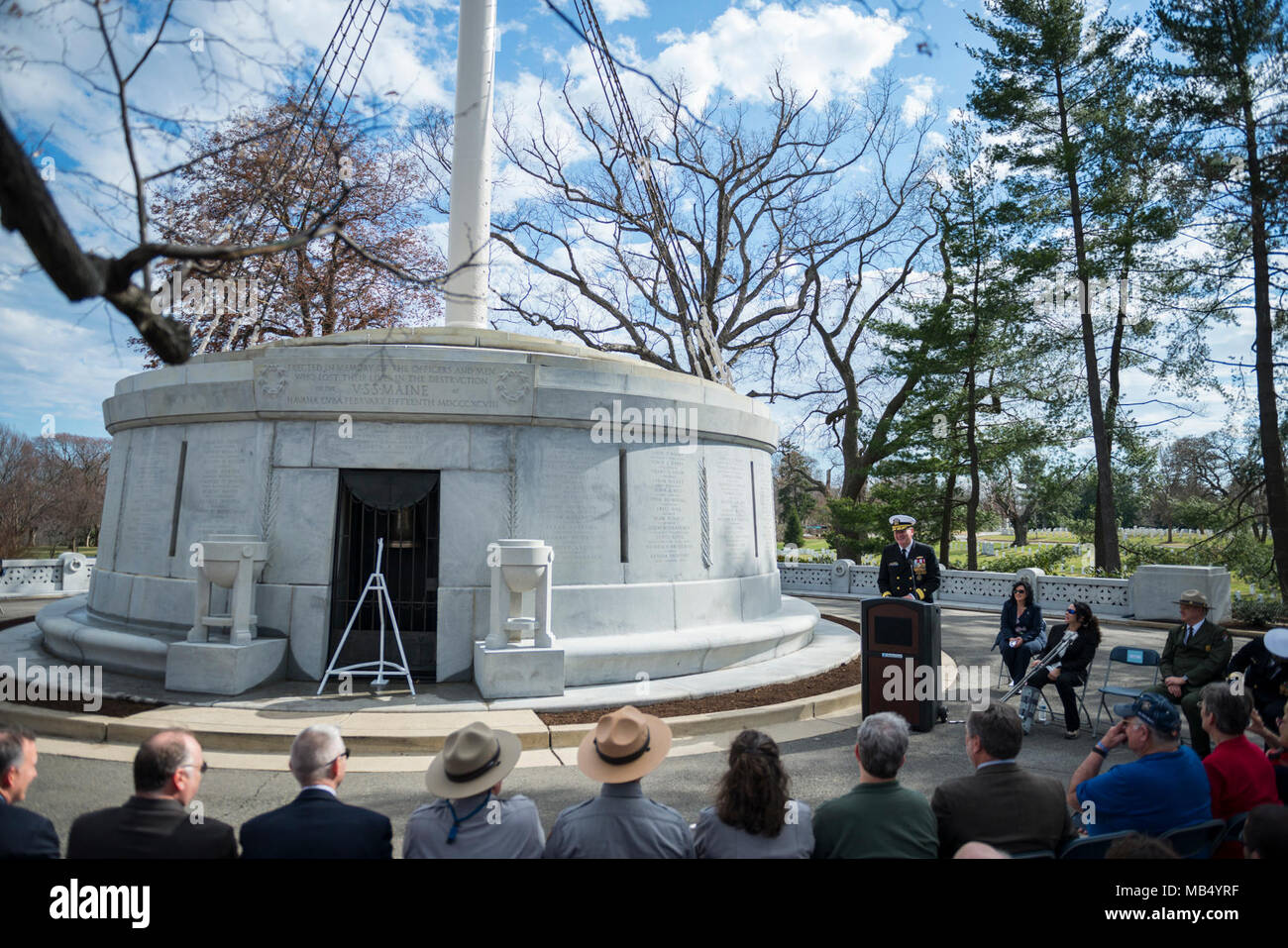 Arlington National Cemetery and the Naval District Washington host the ...