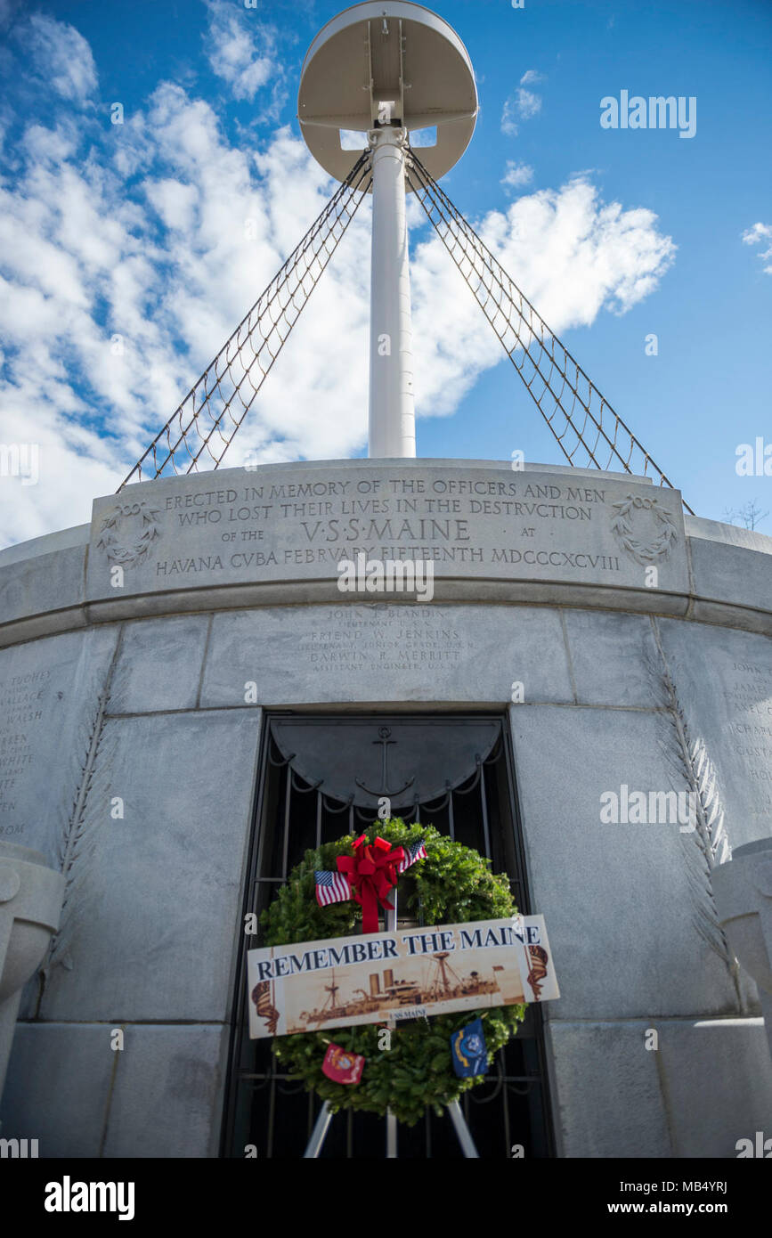 Arlington National Cemetery and the Naval District Washington host the ...
