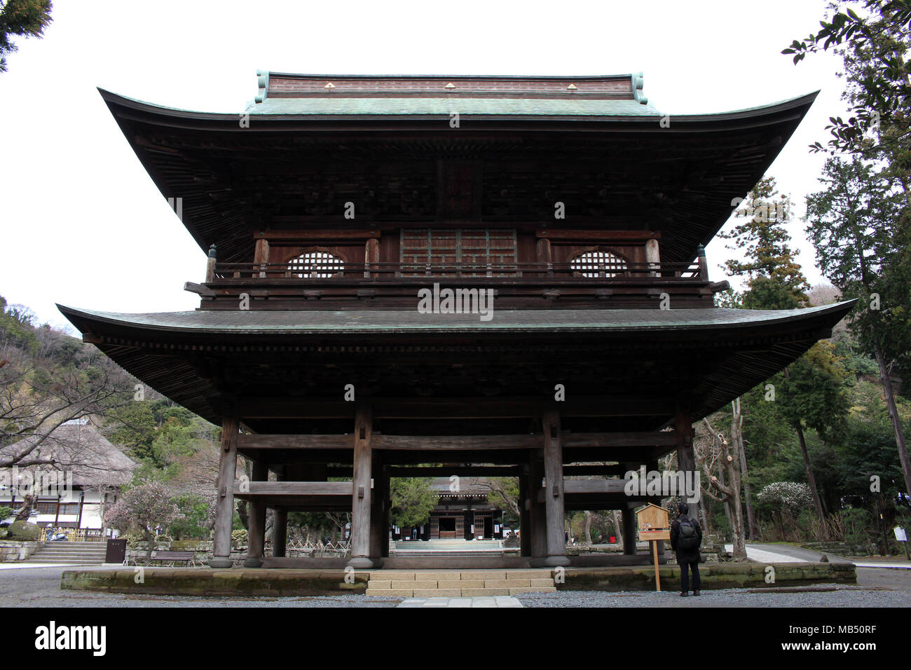 Translation: "Engakuji Zen temple". One of Five Great Zen Temples ...