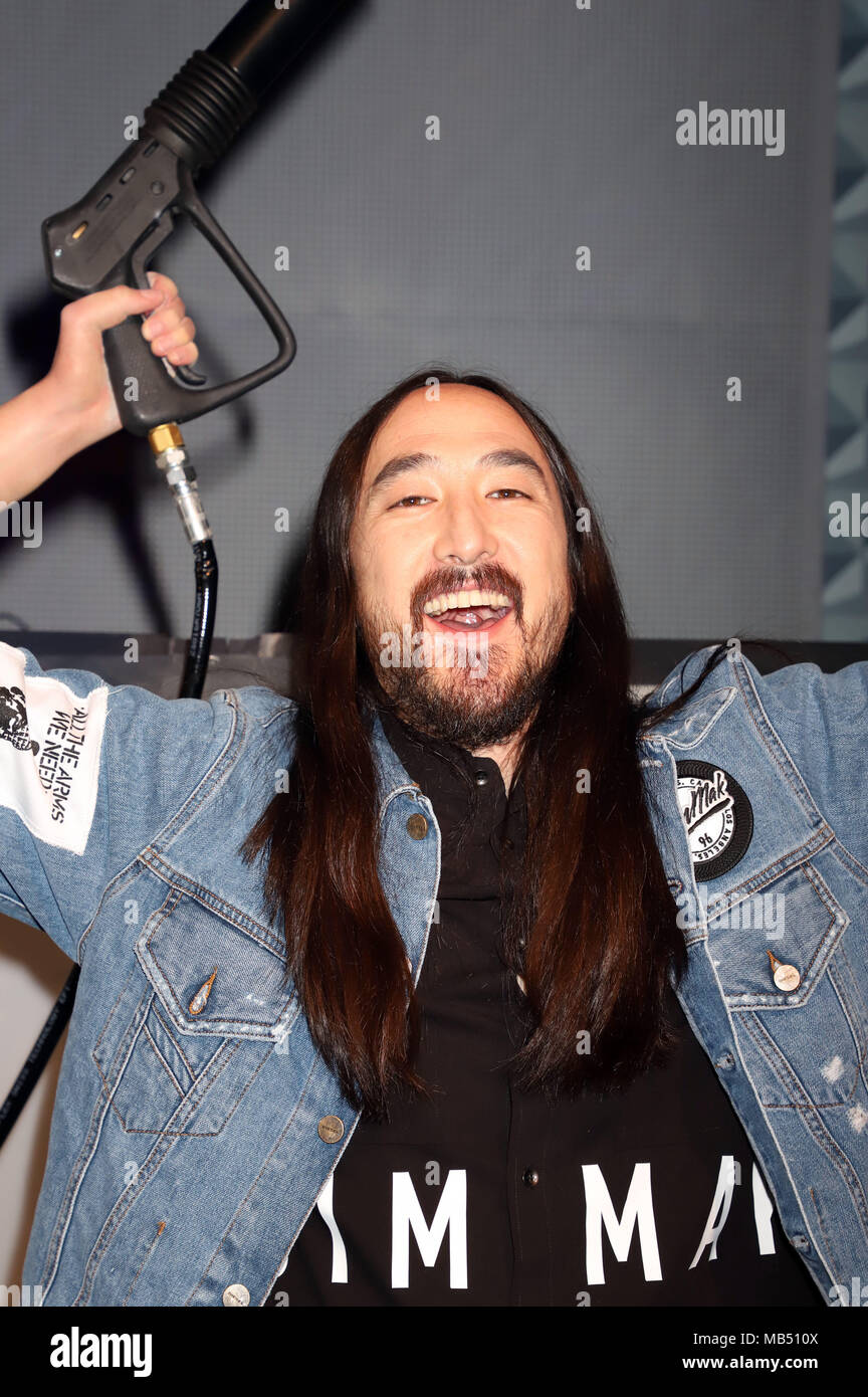 DJ and producer Steve Aoki wax figure unveiling at Madame Tussauds in ...