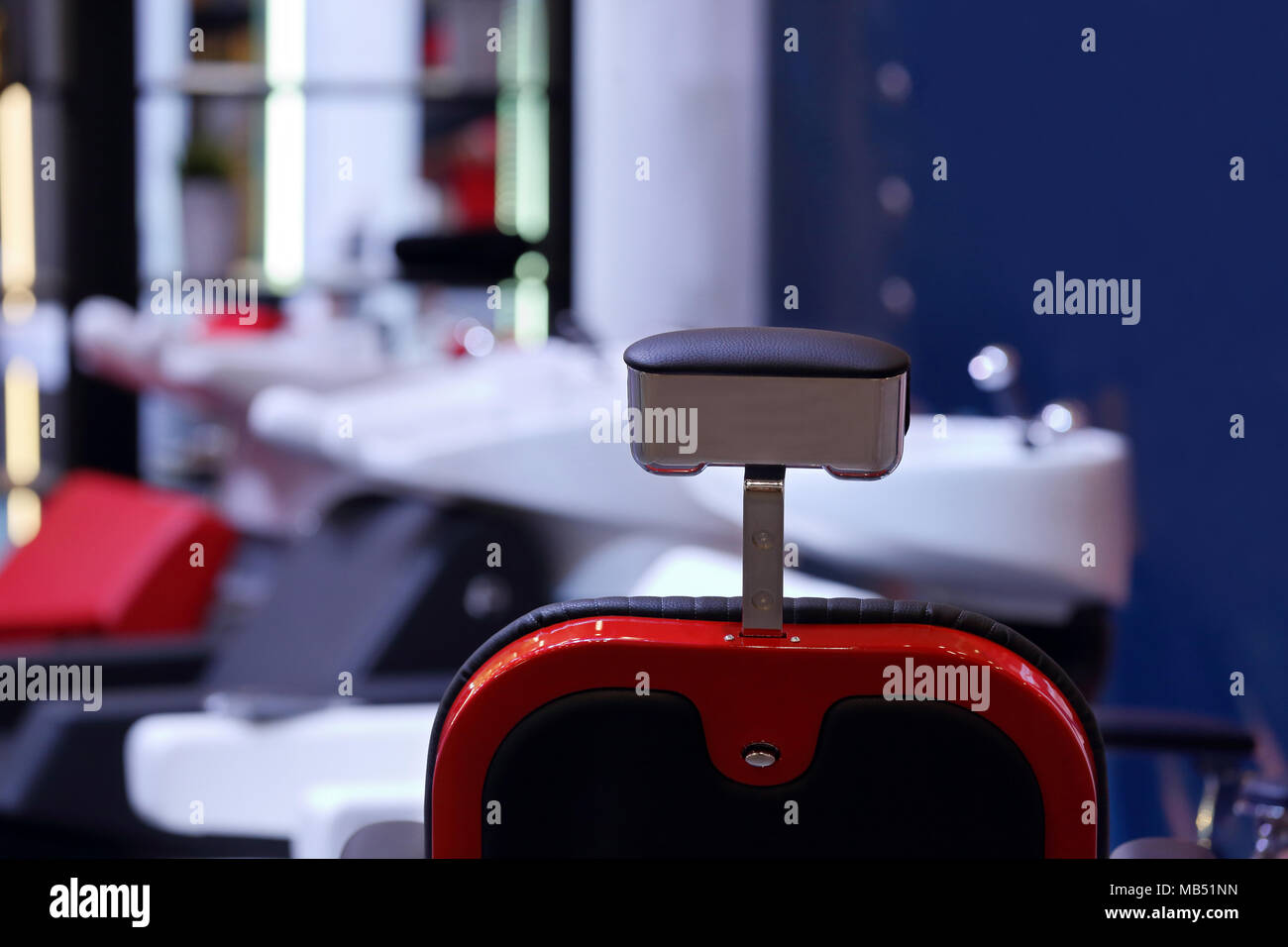 Salon chair empty hi-res stock photography and images - Alamy
