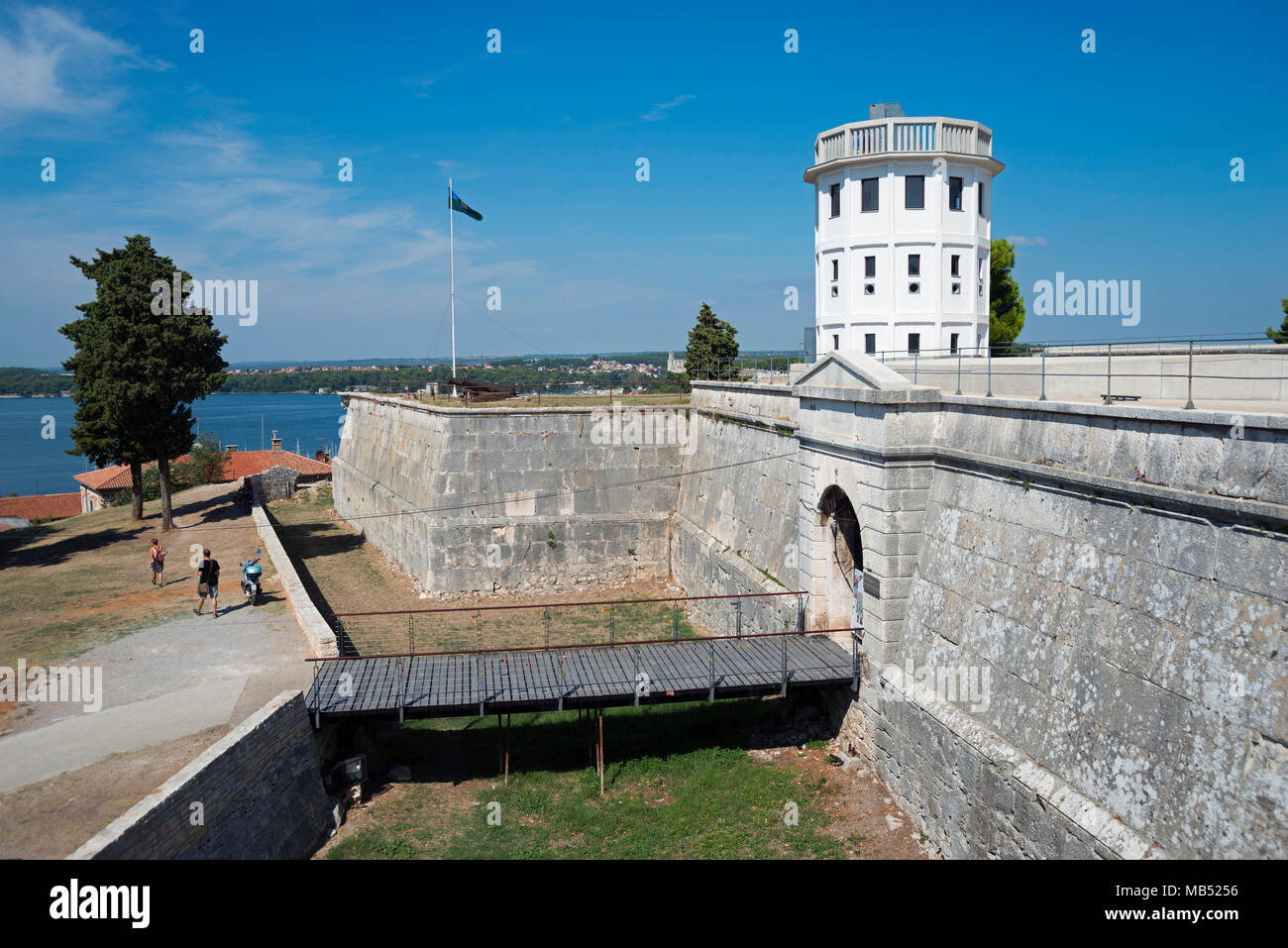 Old fort and museum hi-res stock photography and images - Alamy