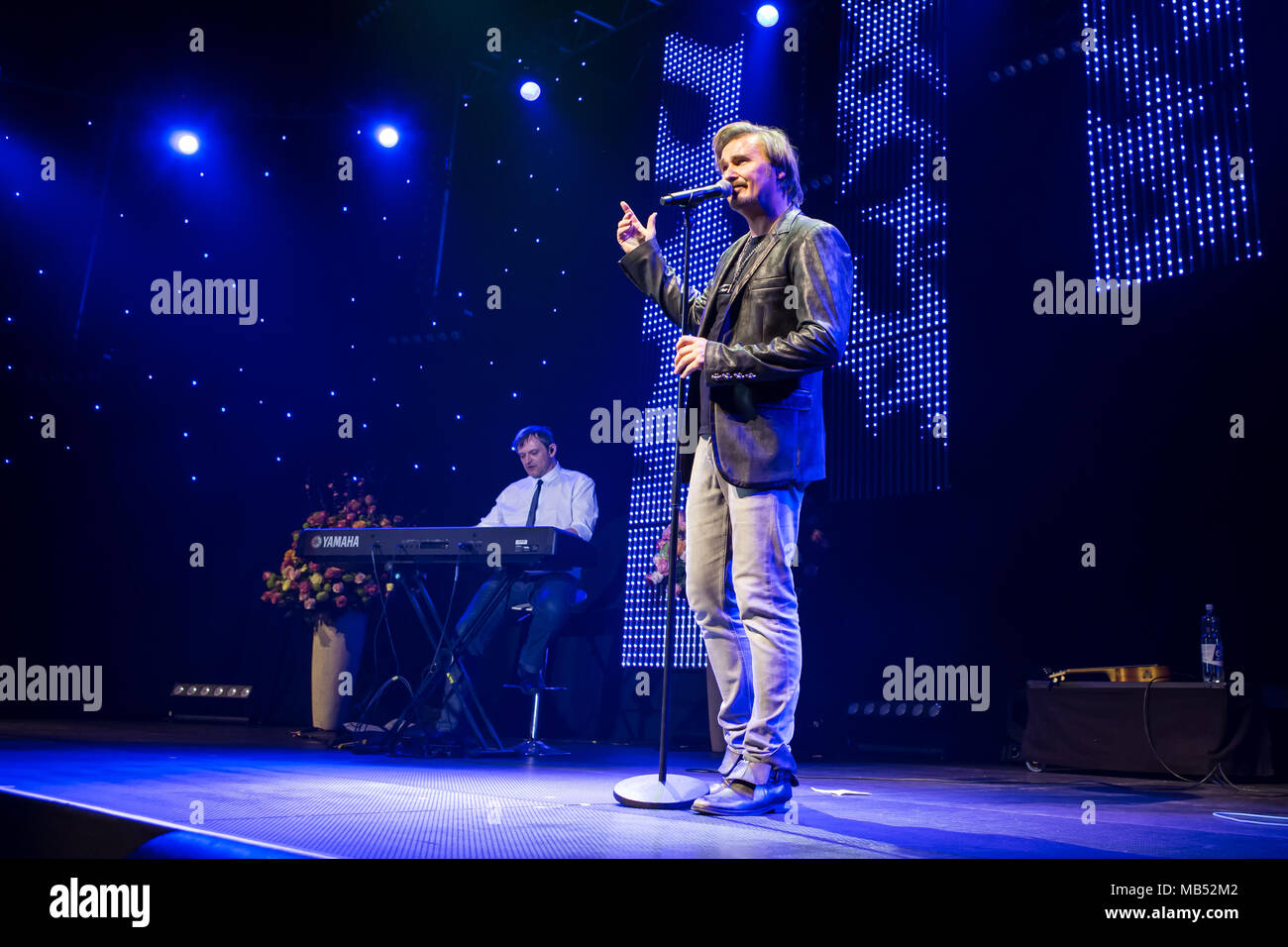 Nik p singer hi-res stock photography and images - Alamy