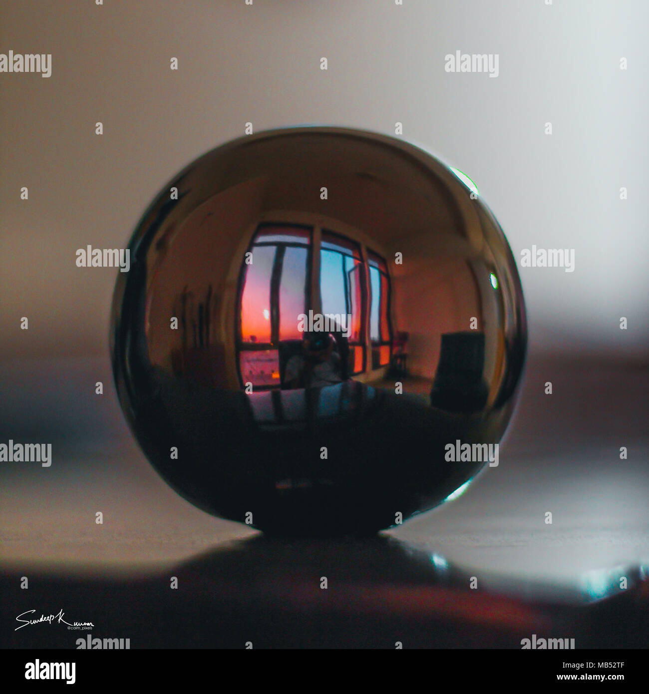 Sphere architecture hi-res stock photography and images - Alamy