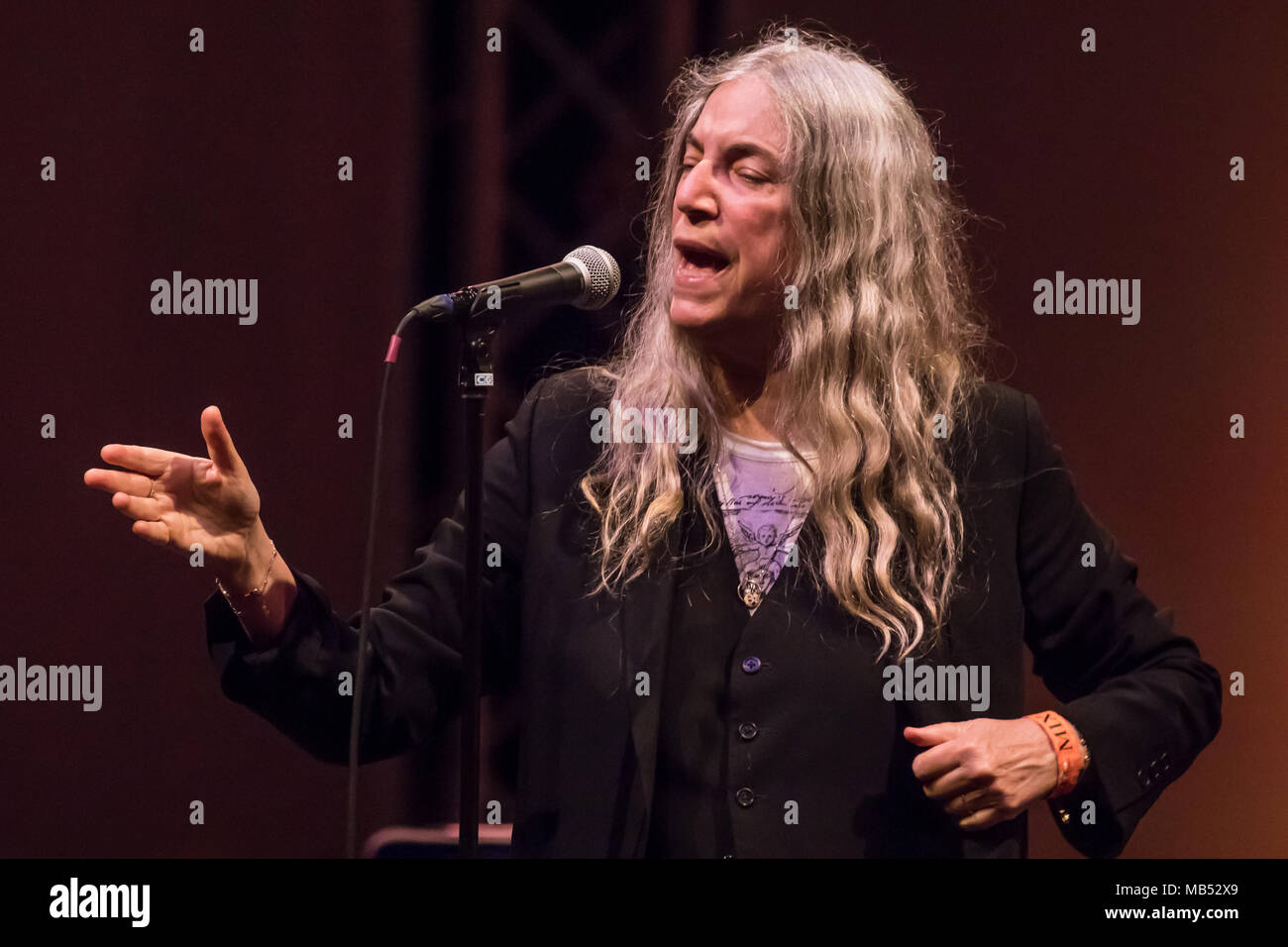 Patti smith gig show hi-res stock photography and images - Alamy