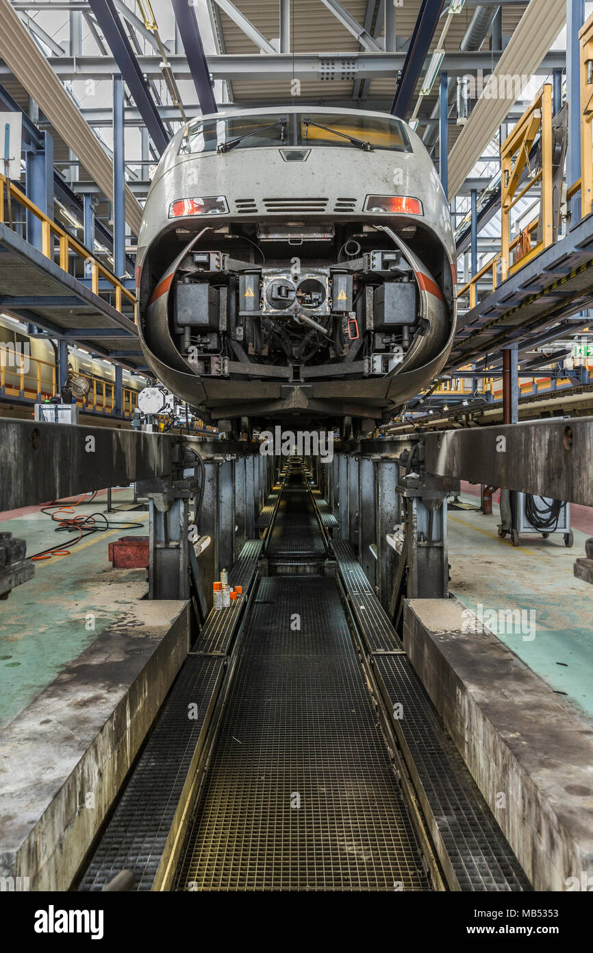 Maintenance flap hi-res stock photography and images - Alamy