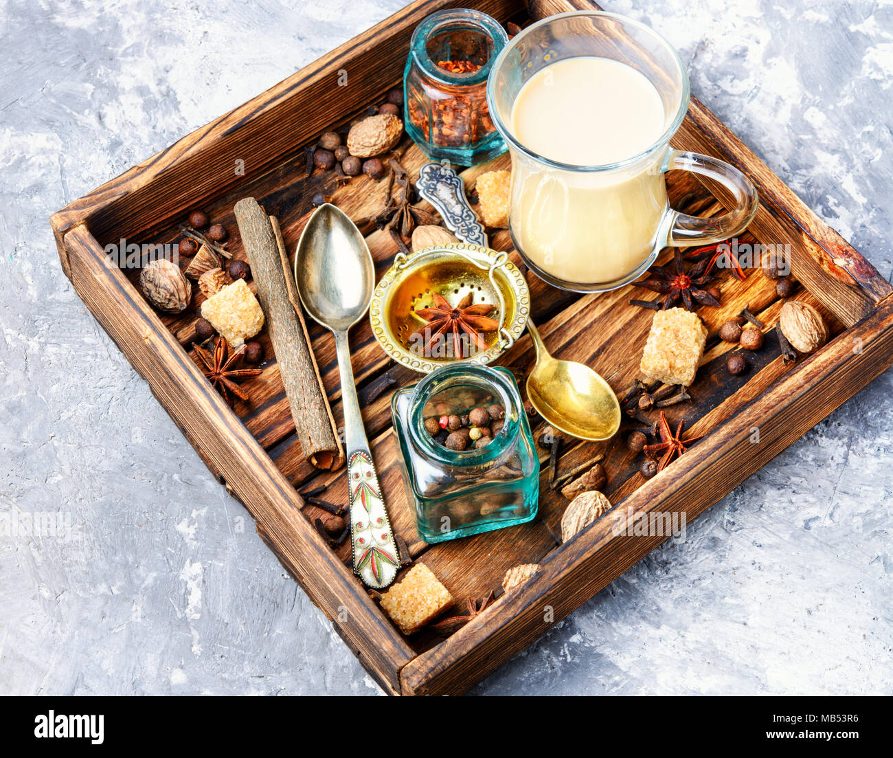 Indian tea tray hi-res stock photography and images - Alamy