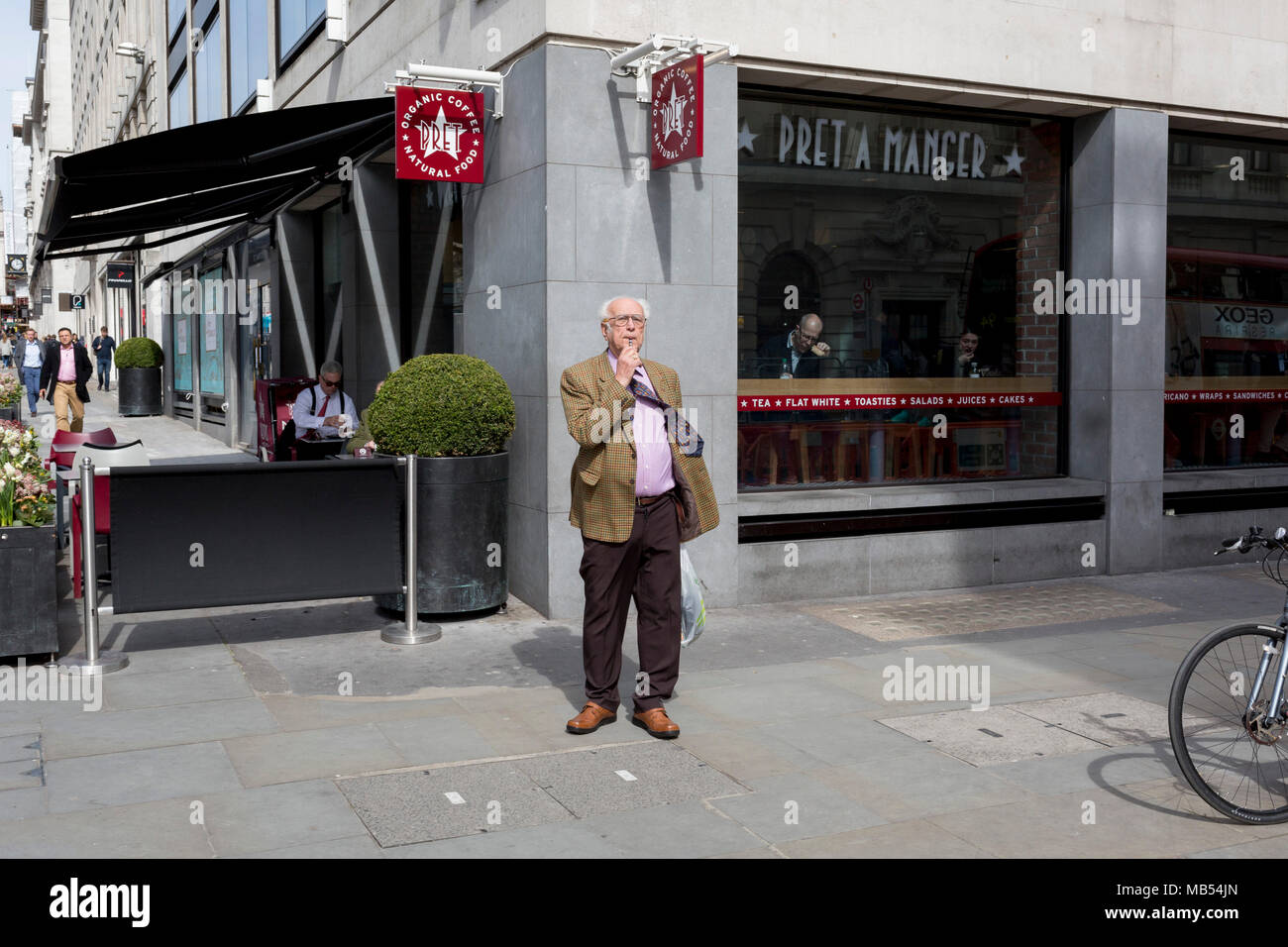 Old age vaper hi-res stock photography and images - Alamy