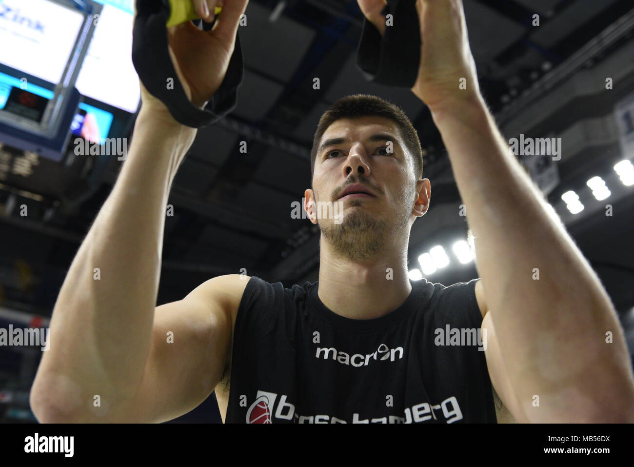 Luka mitrovic basketball hi-res stock photography and images - Alamy