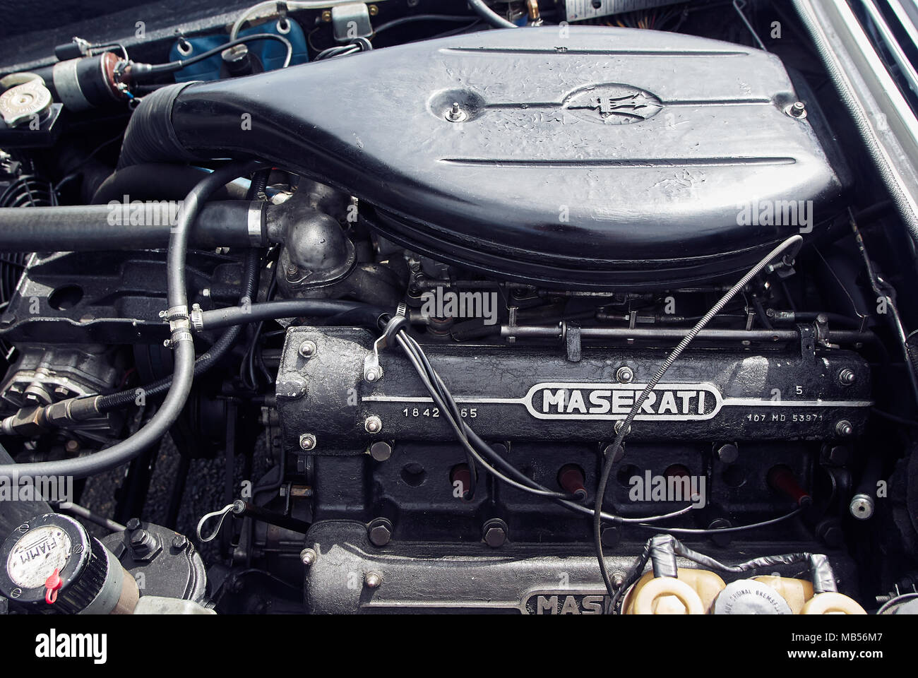 Maserati v8 hi-res stock photography and images - Alamy