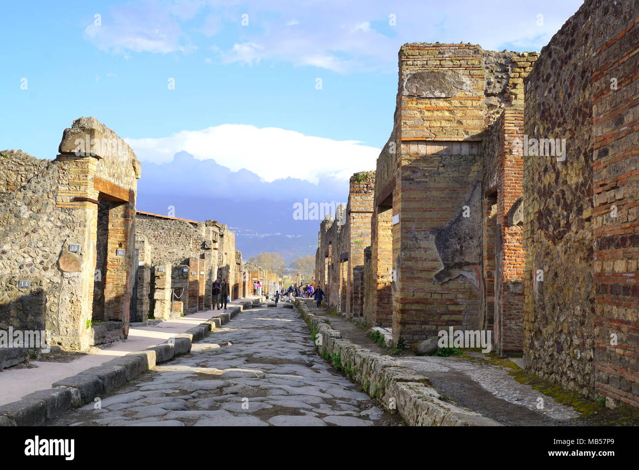 Ancient cities hi-res stock photography and images - Alamy