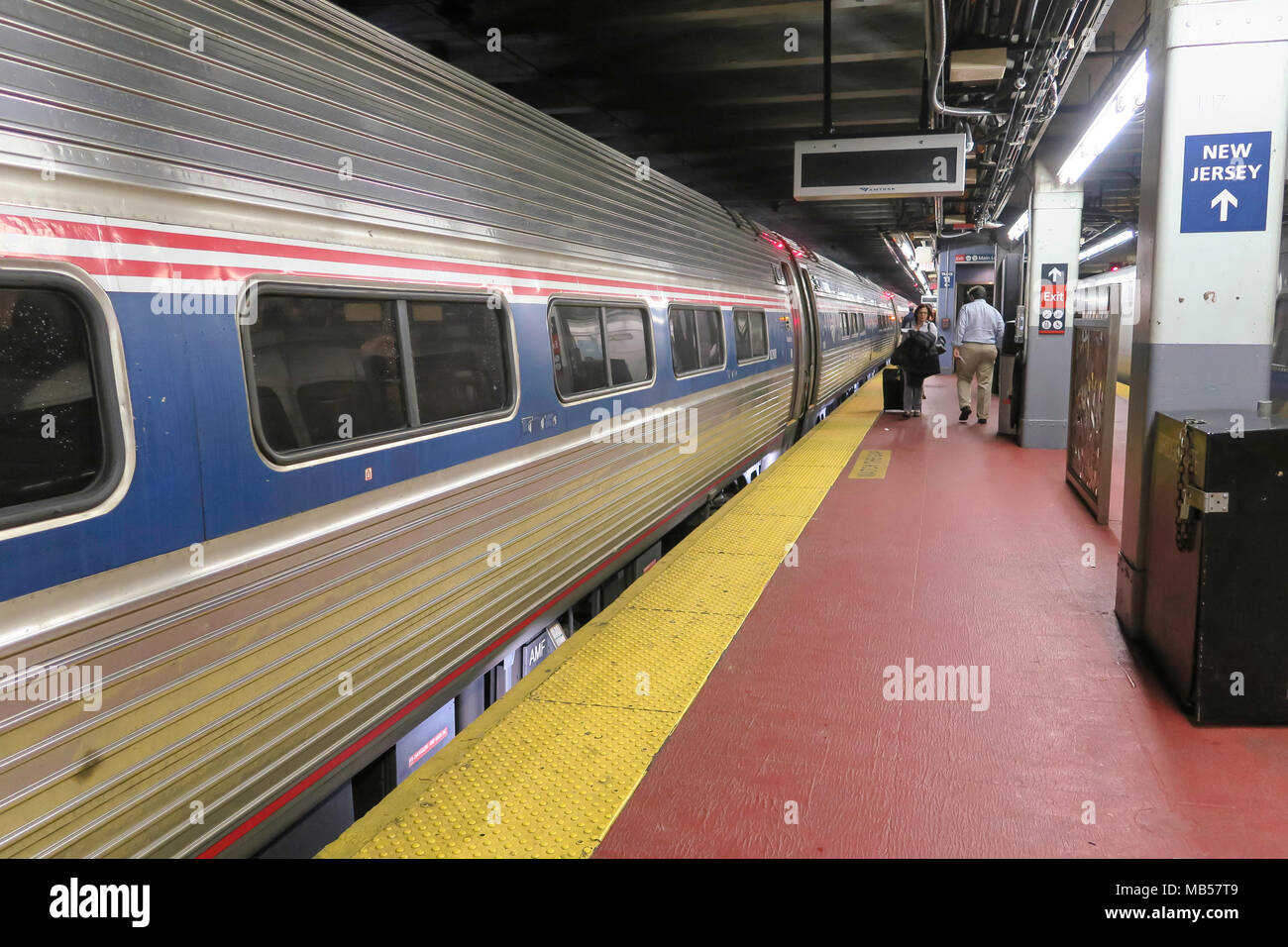 Amtrak Train Platform in Pennsylvania Station, NYC, USA Stock Photo - Alamy