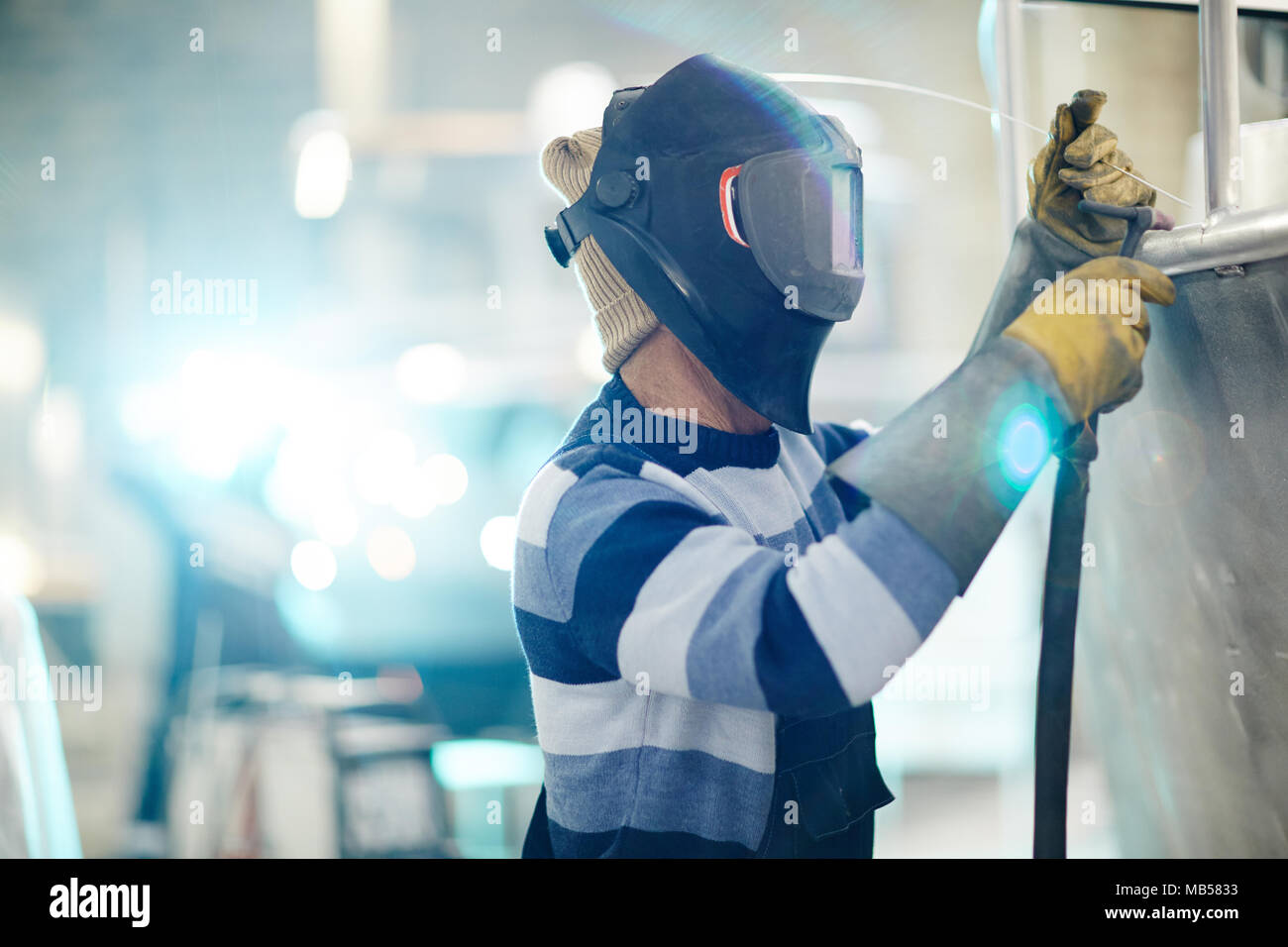 Professional engineer of shipbuilding factory welding details of new ...