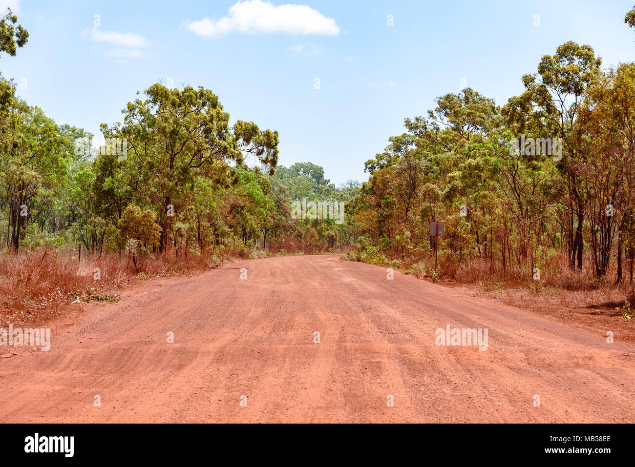 Dirt road through the australian bush hi-res stock photography and ...