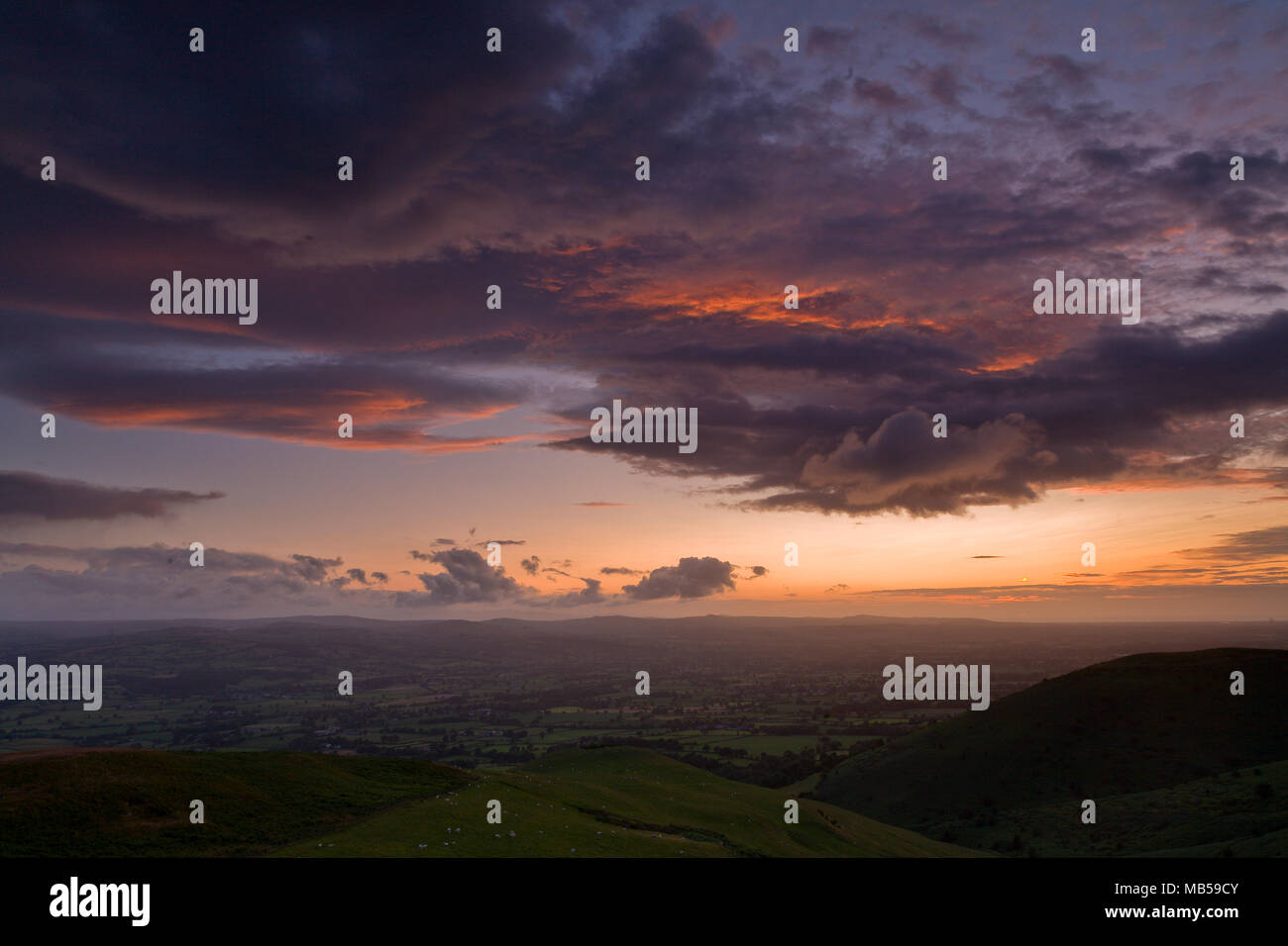 Vale of clwyd landscape wales hi-res stock photography and images - Alamy