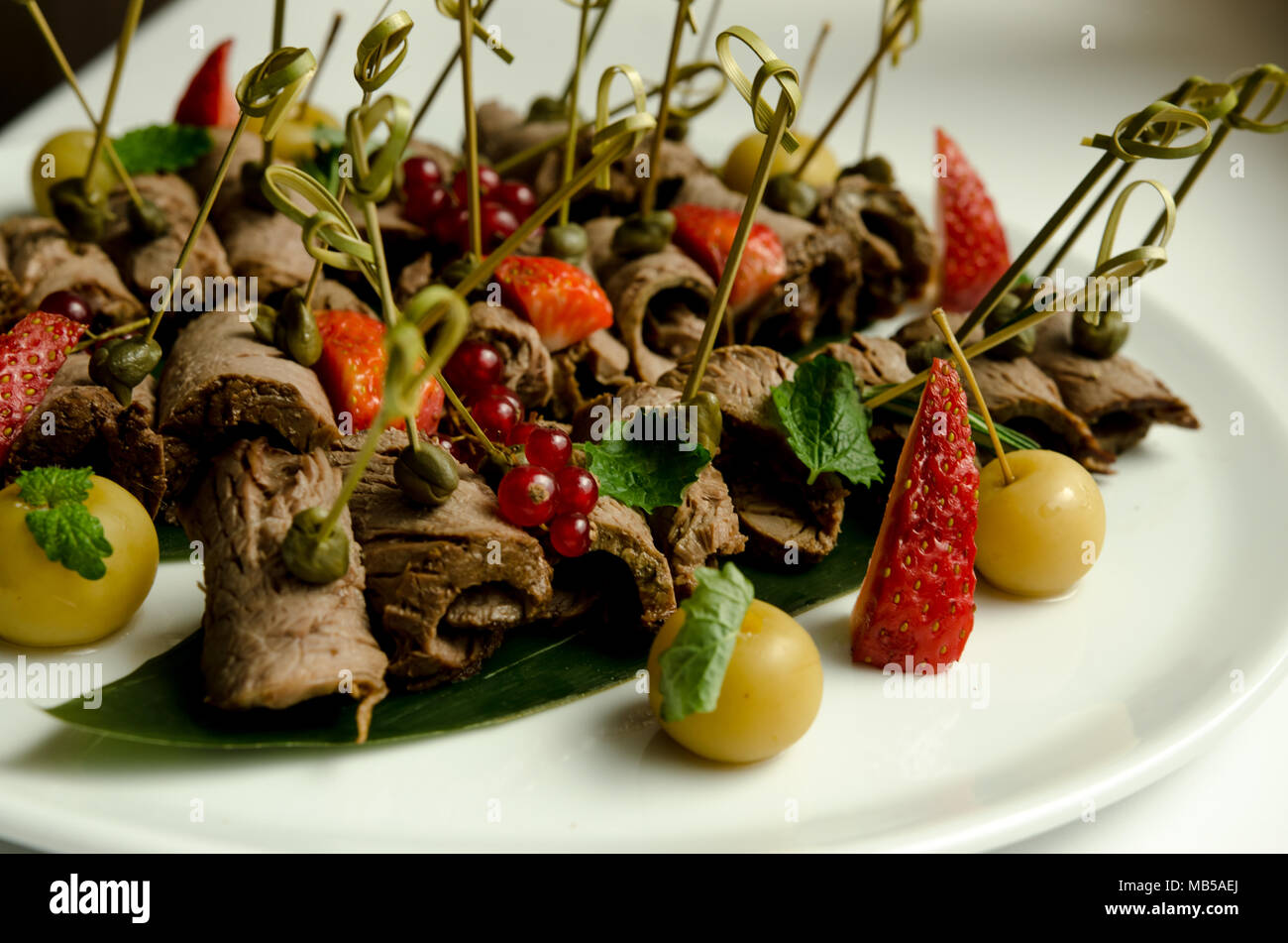 Beef canape hi-res stock photography and images - Alamy
