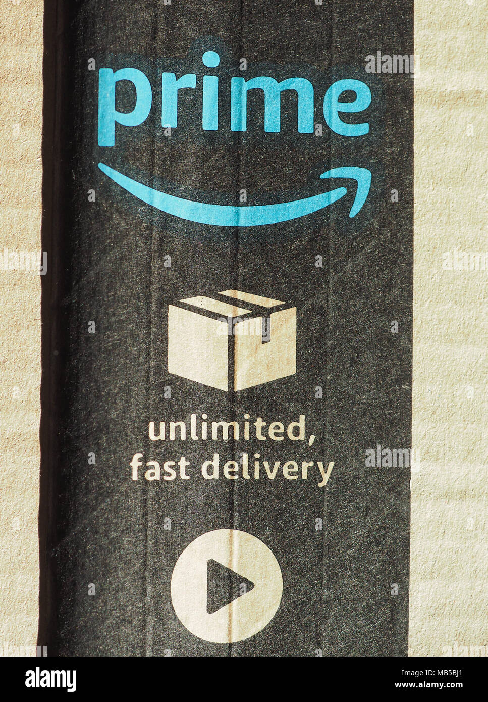 Amazon shipping parcel label hi-res stock photography and images - Alamy