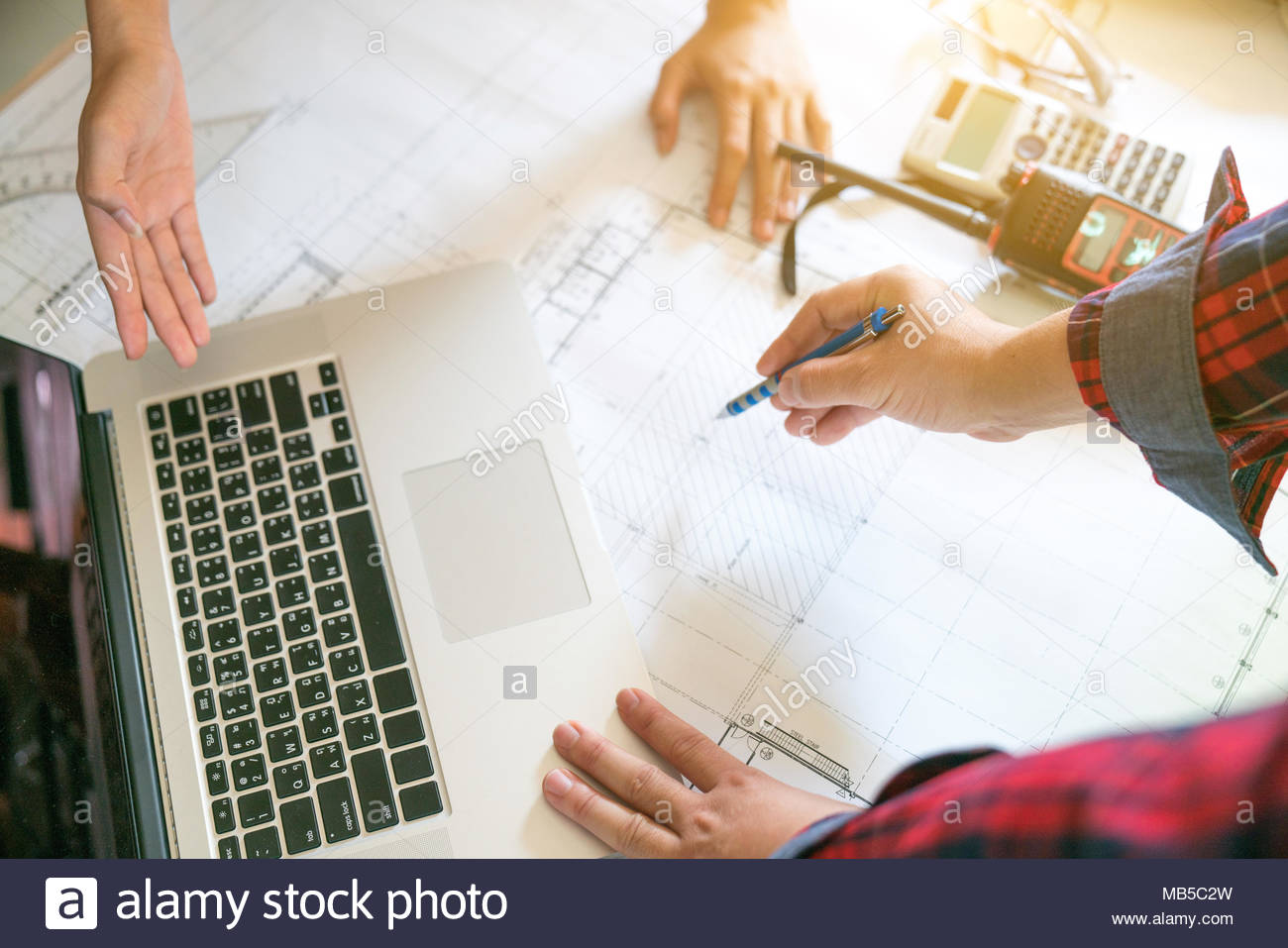 Civil Engineer Desk Stock Photos & Civil Engineer Desk Stock Images - Alamy