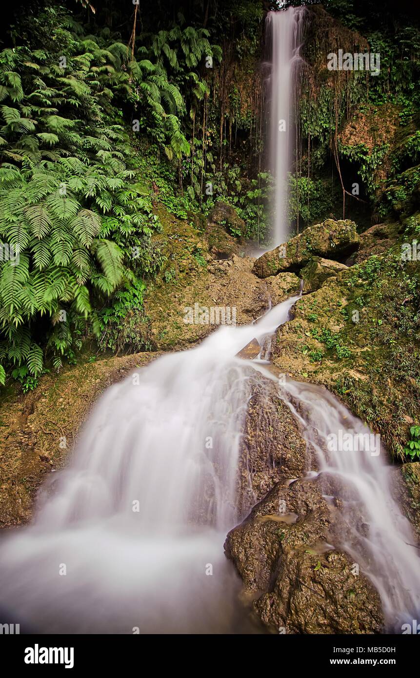 Detian Waterfall at Cao Bang, Vietnam. Ban Gioc Waterfall Stock Photo ...