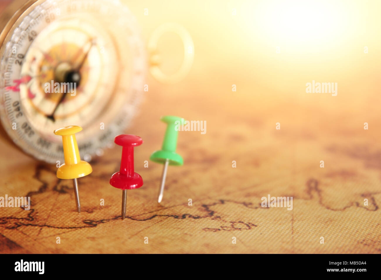 Map pins map vintage hi-res stock photography and images - Alamy