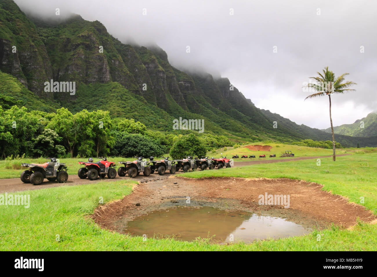 Kualoa ranch in hawaii hi-res stock photography and images - Alamy